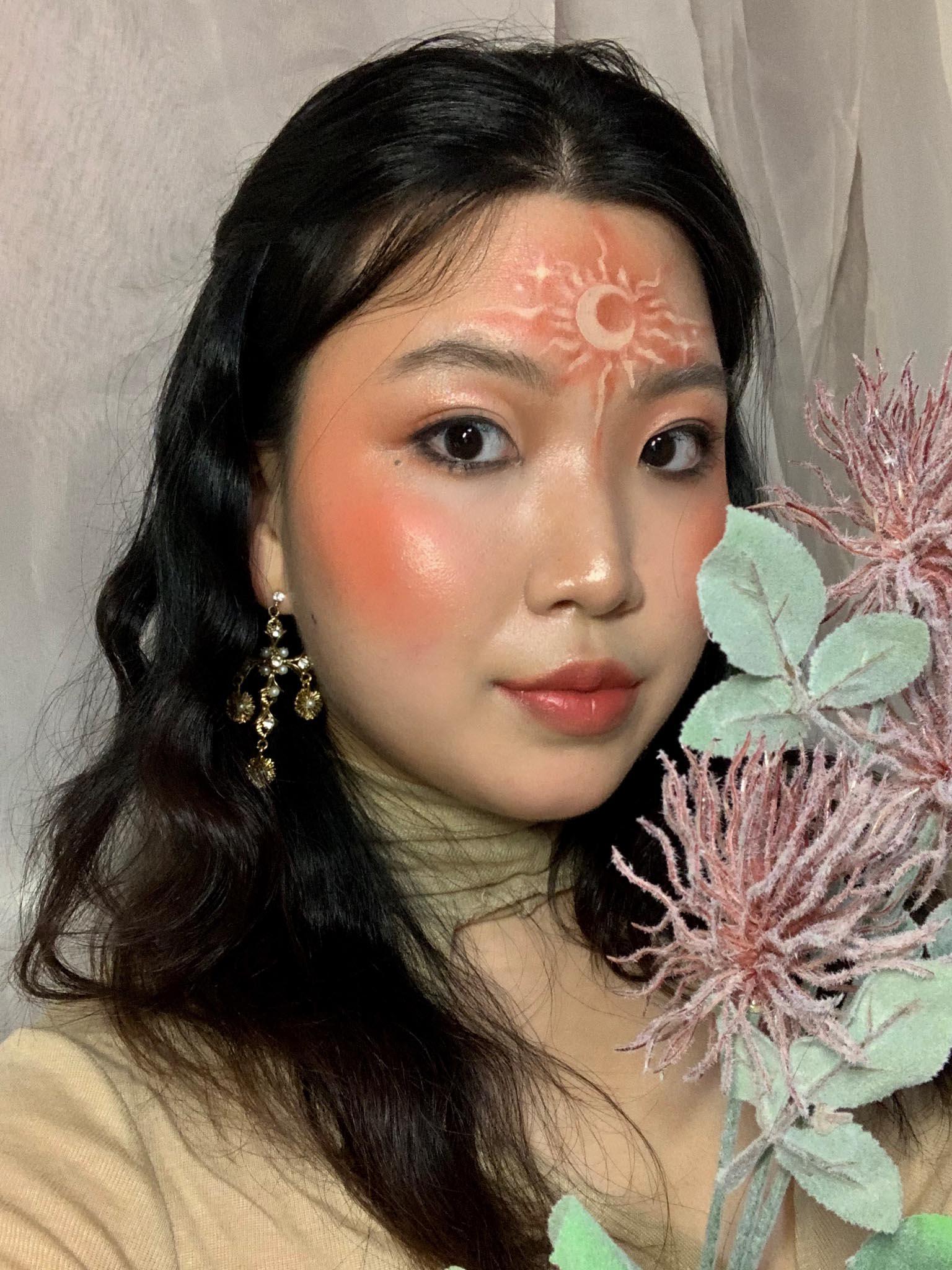 Hi guys! This is my gemini astrology inspired look :) | Scrolller