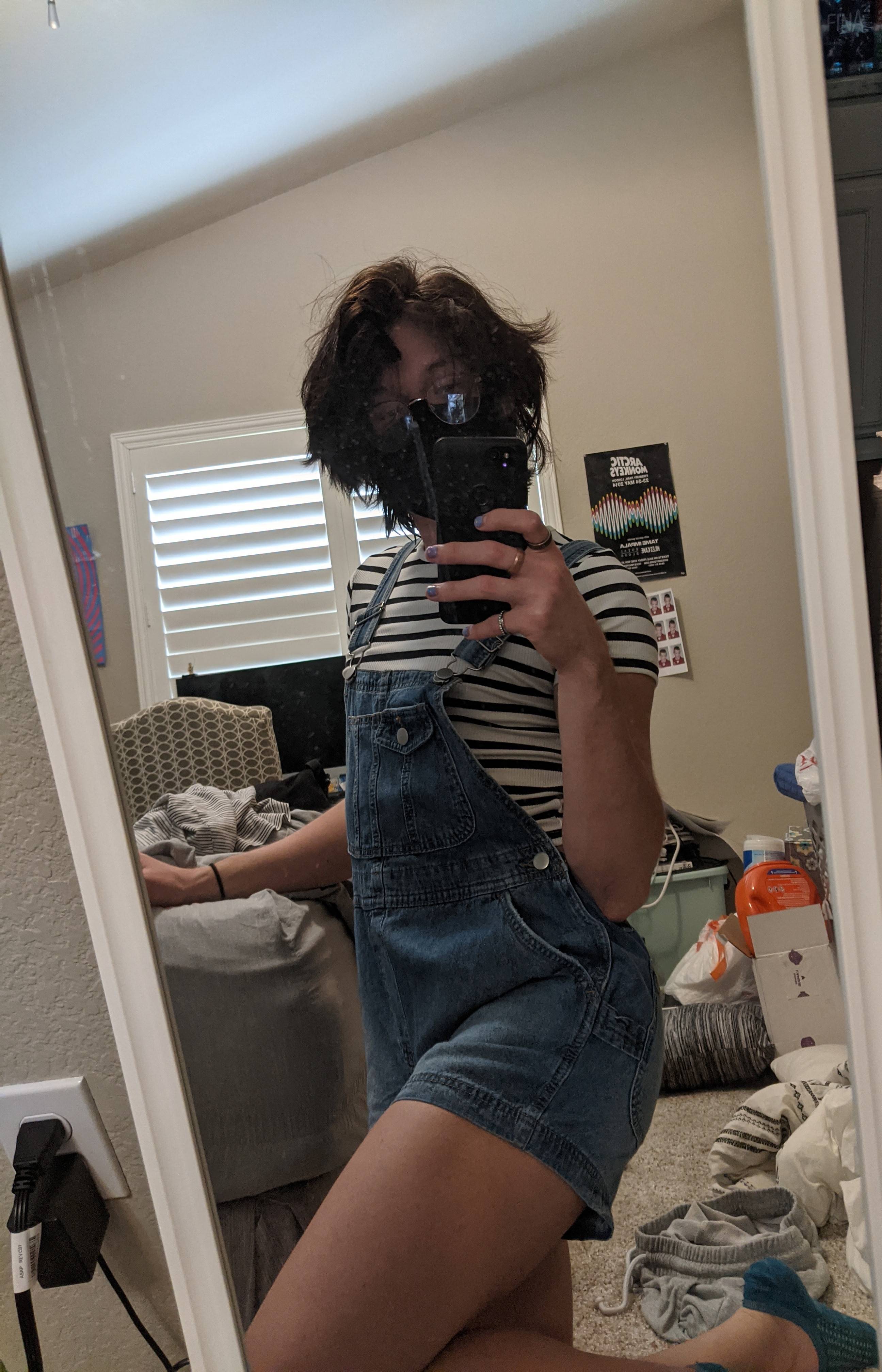 I dig the overalls look | Scrolller