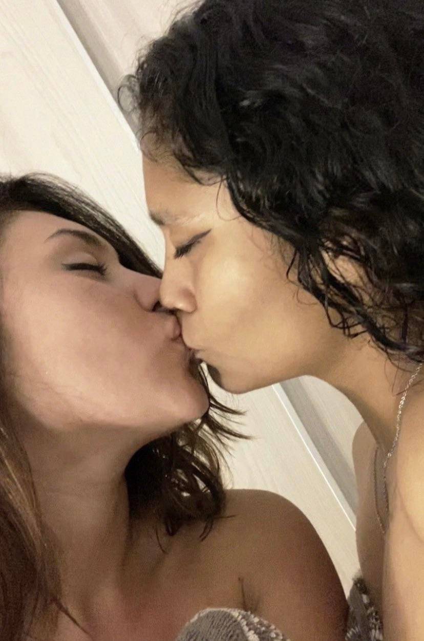 I discovered that my friend likes me | Scrolller