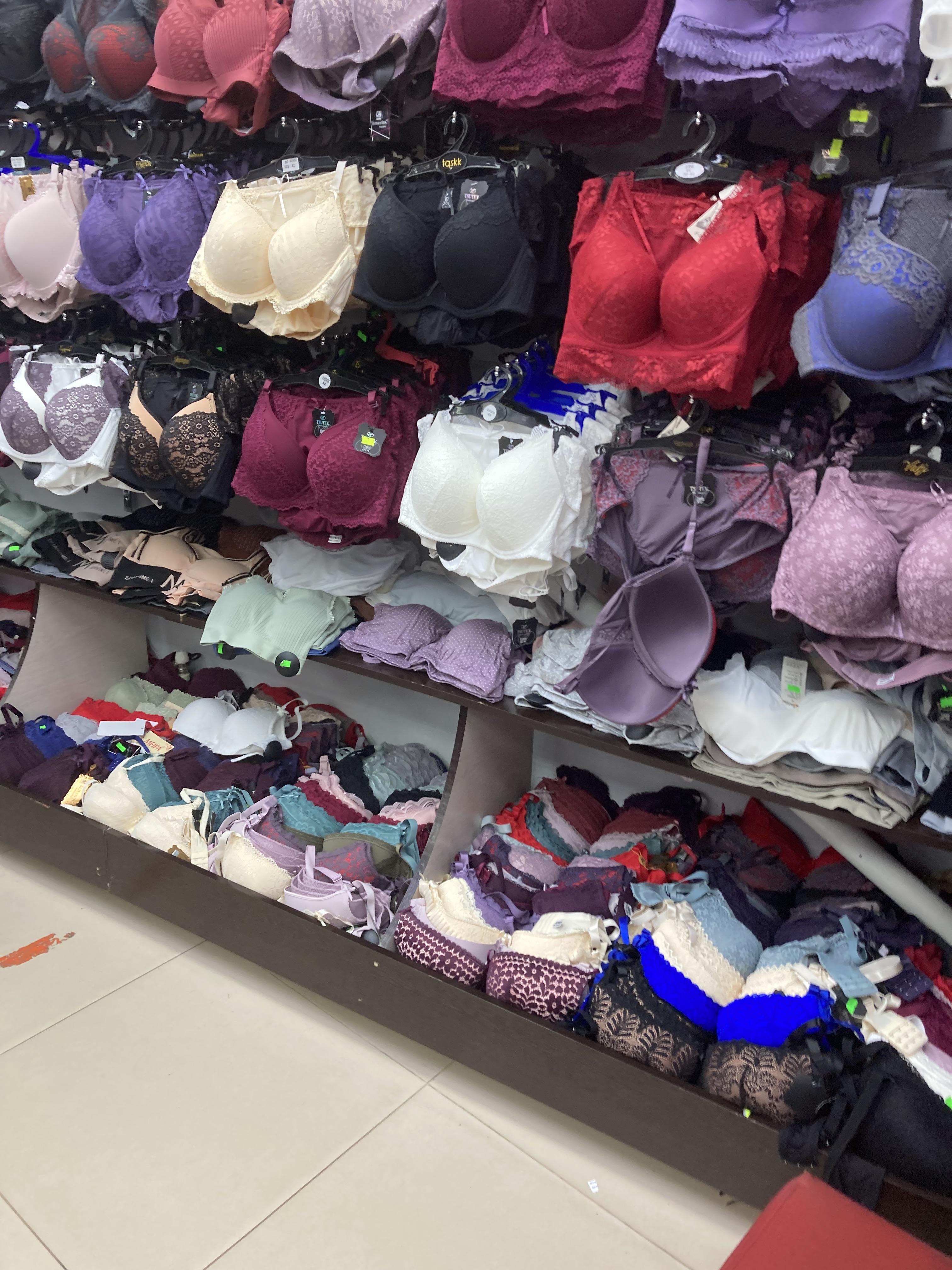 I don't know what to choose😅 | Scrolller