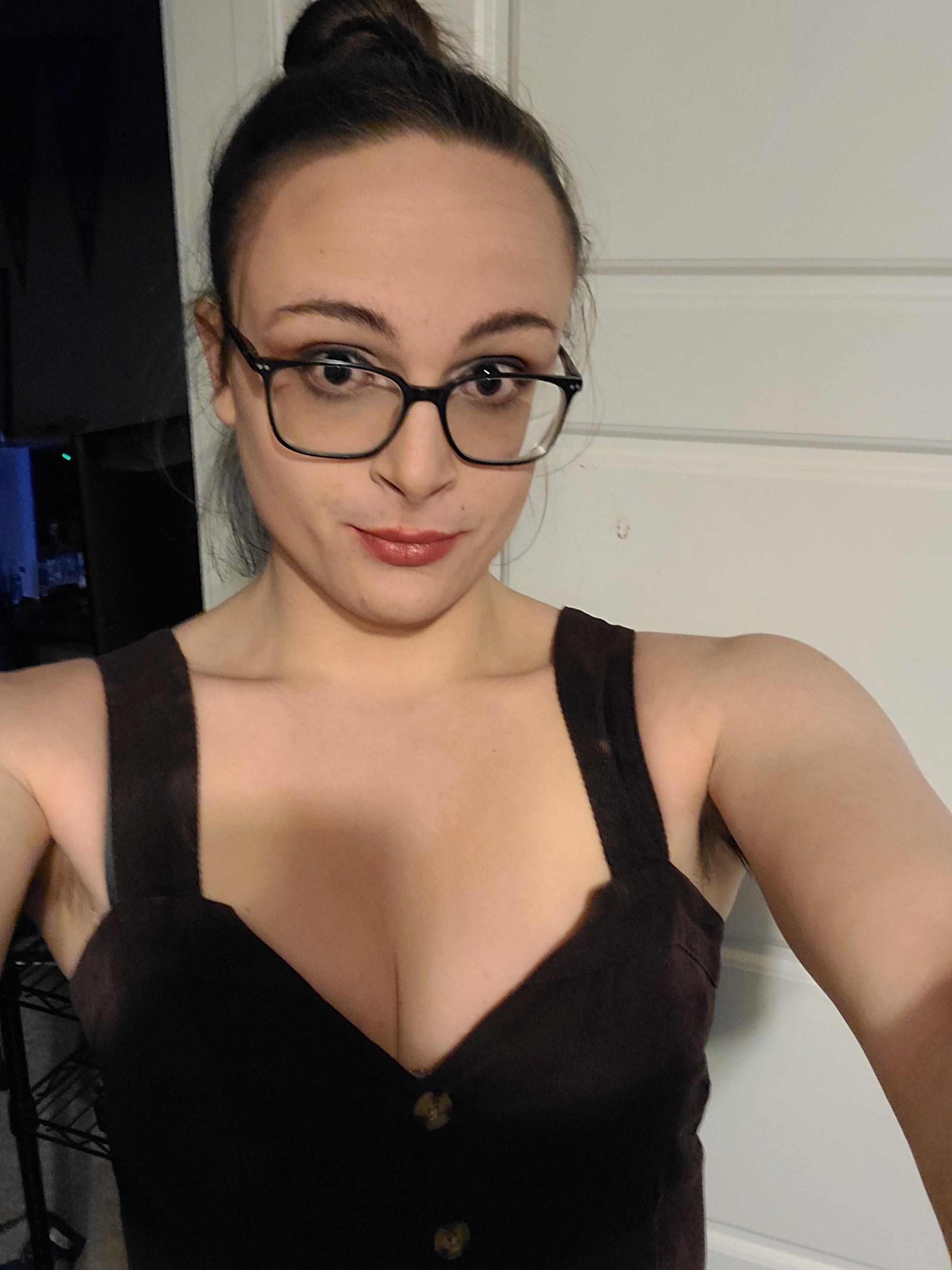 I feel modest today. You'll have to convince me to show more | Scrolller