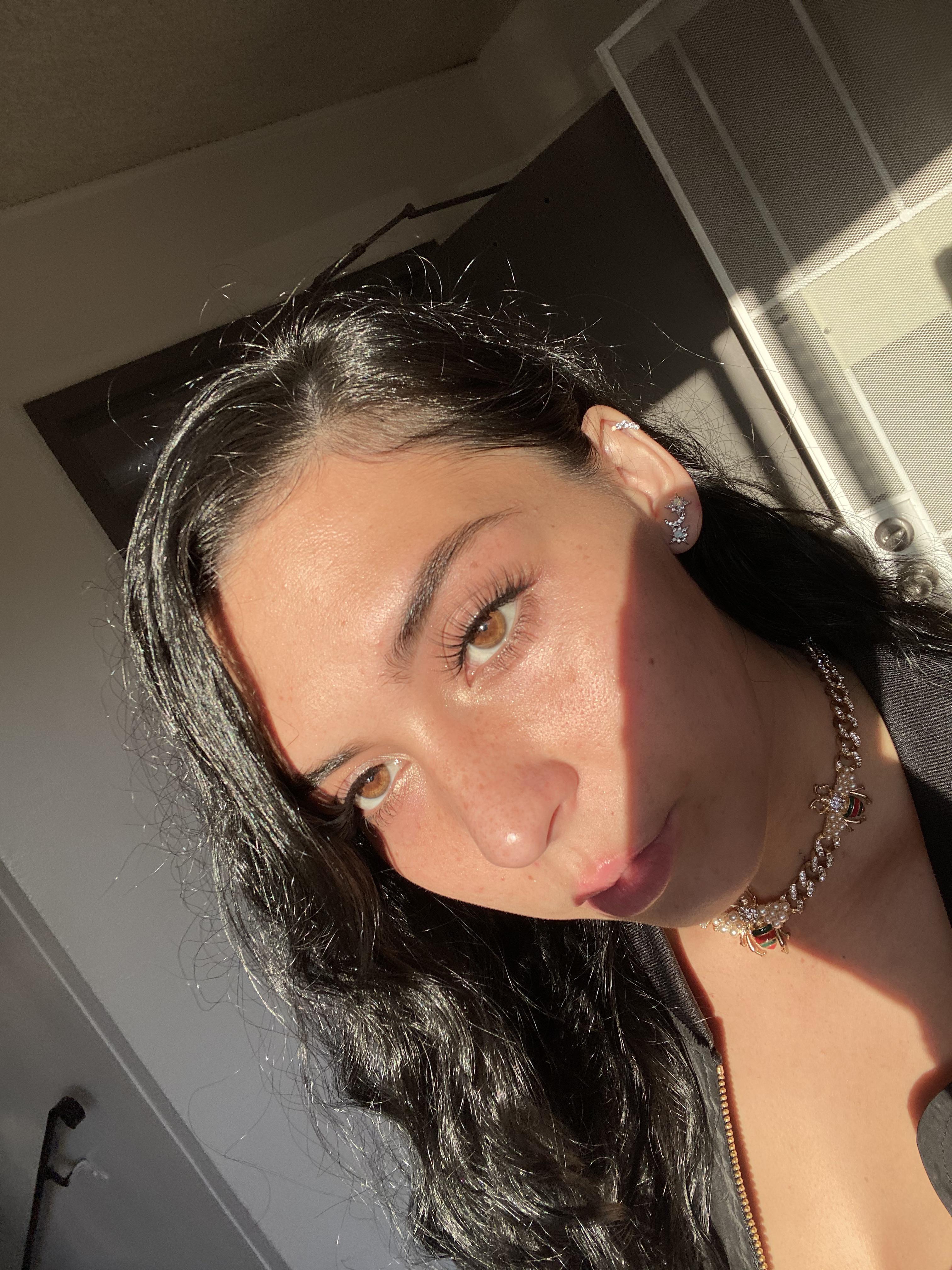 I get gold rings in the right light 🥰 | Scrolller