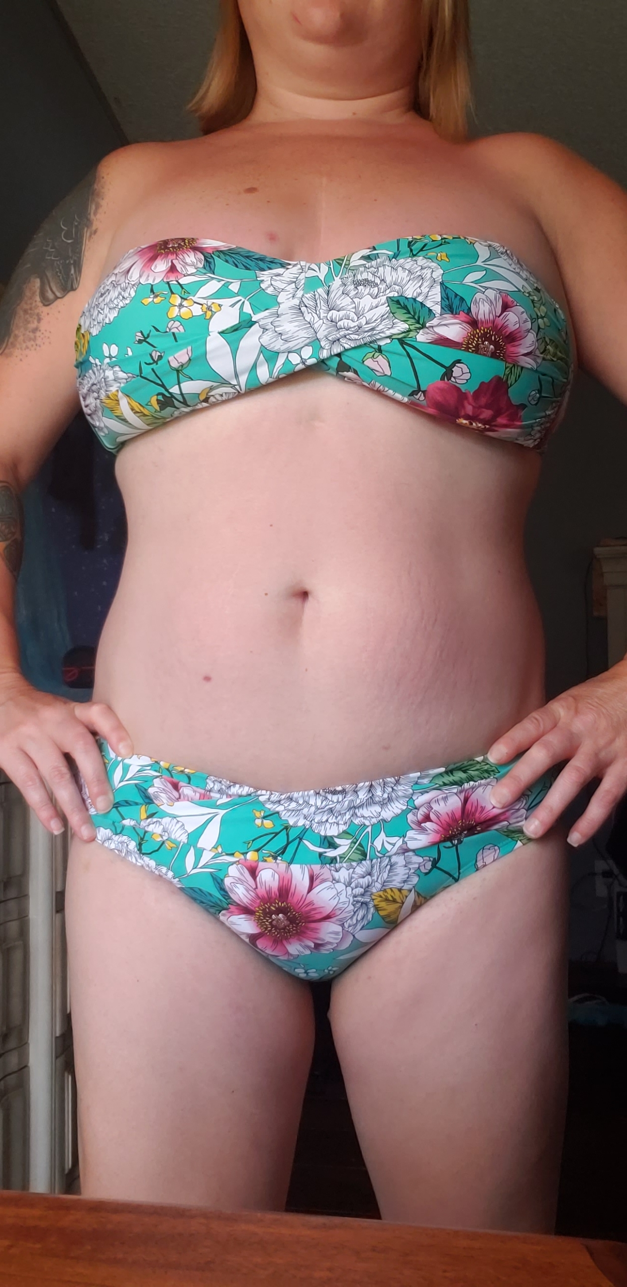 I got a new bikini. Whatcha think? | Scrolller