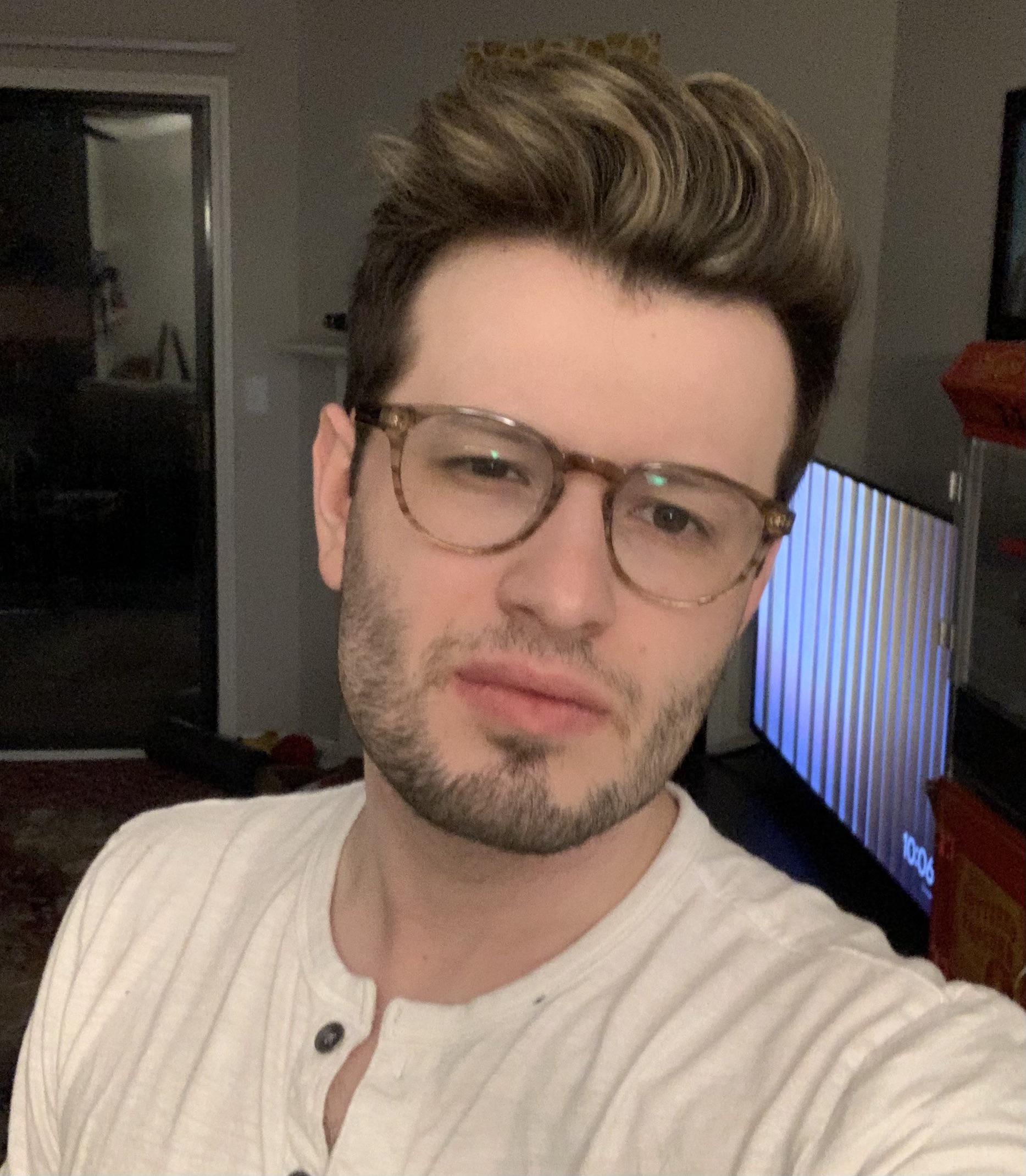 I got no cool title | Scrolller