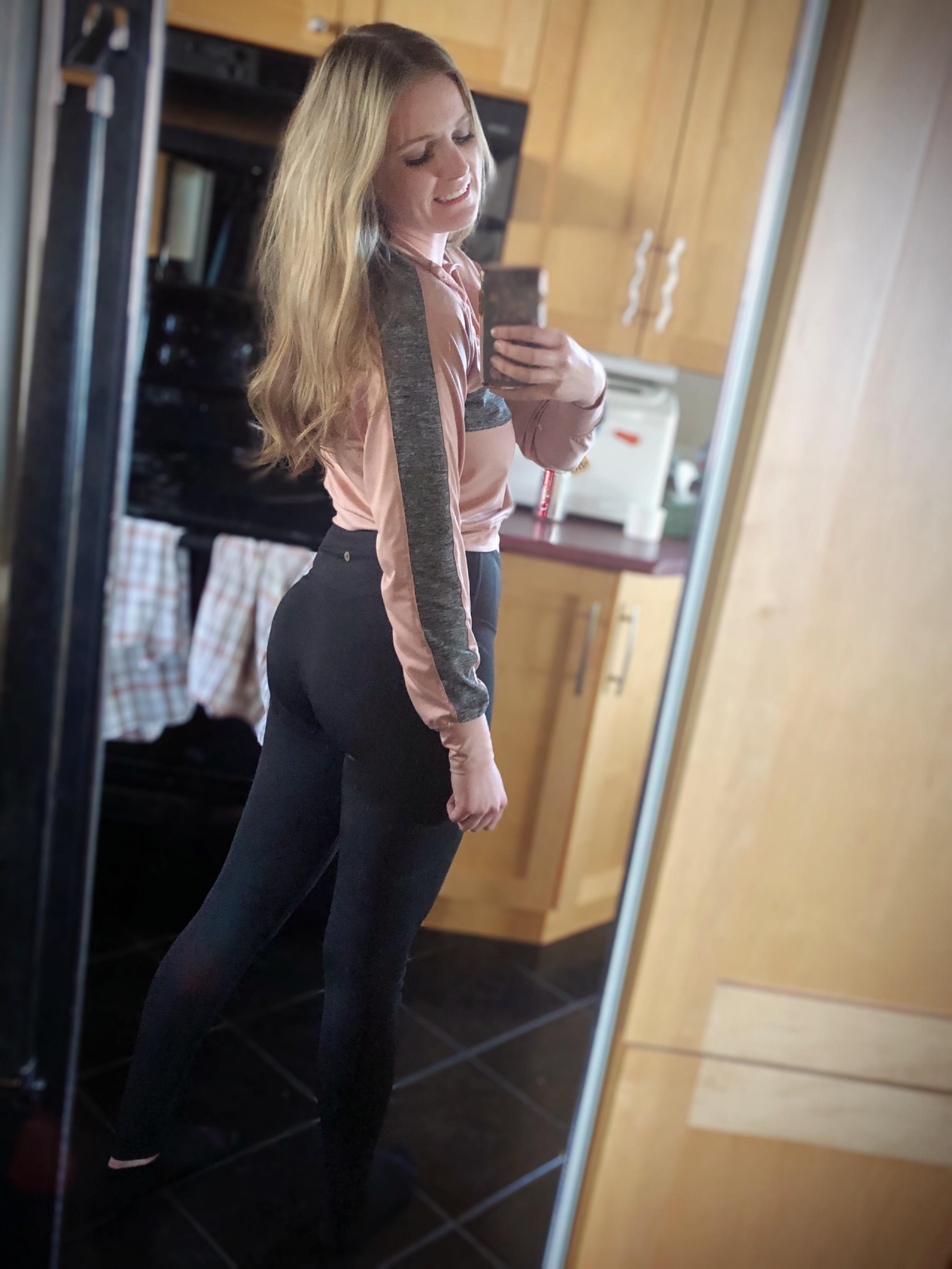 Keep me smiling... | Scrolller