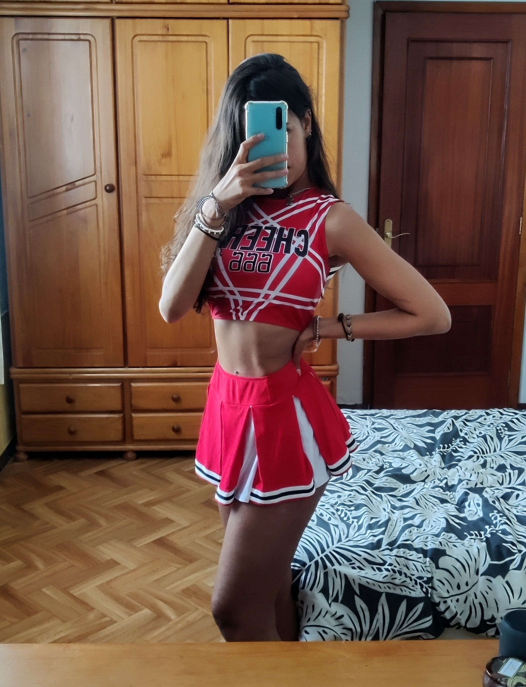 Are you down with the thickness ? [F][18][OC] | Scrolller