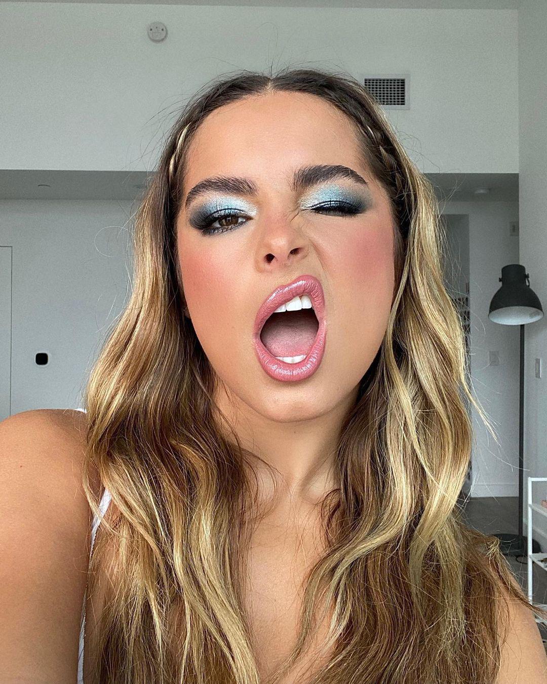 Addison Rae's go-to facial expression | Scrolller