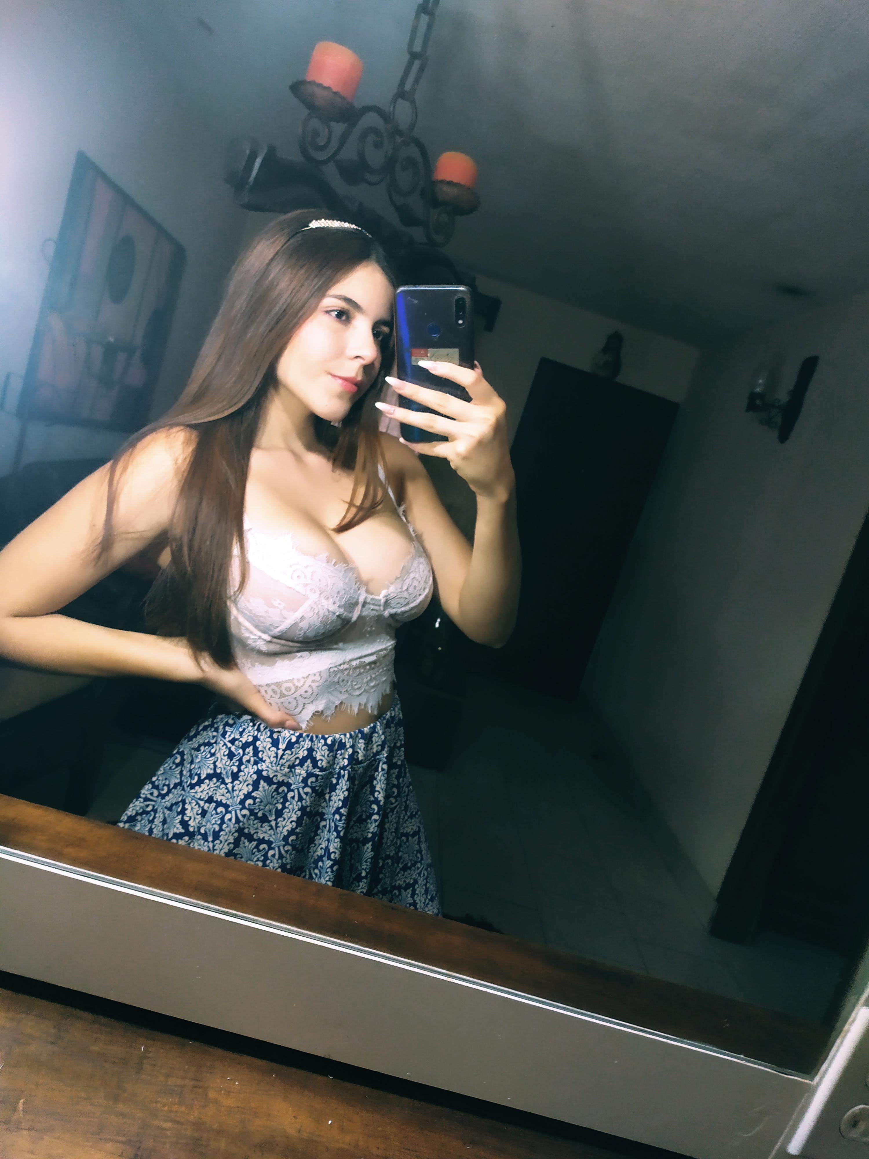 I know... I'd be a simp for me too. | Scrolller