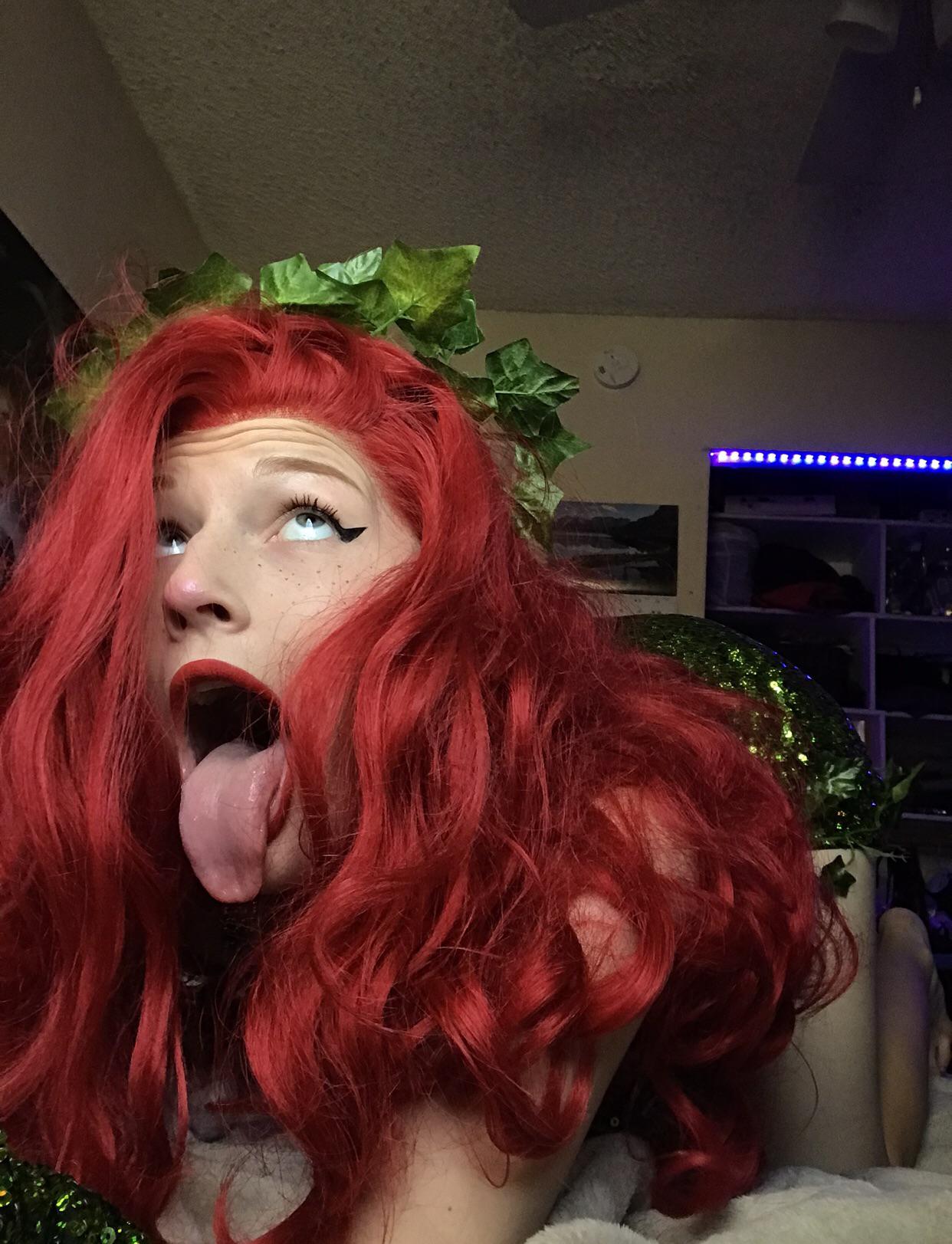 I know you’re jerking off to me before work and I love it 😍 | Scrolller