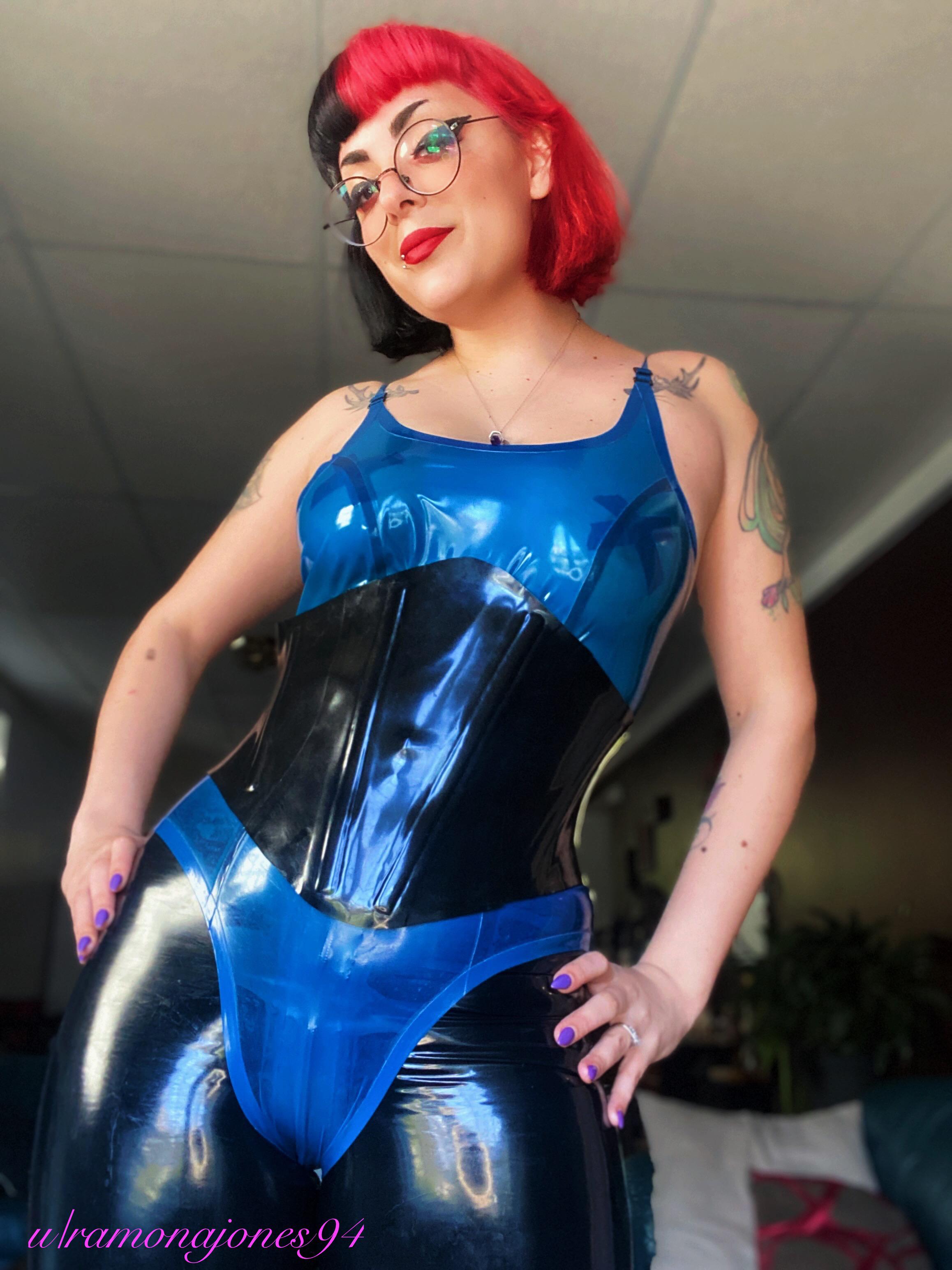 Do you like that angle? 😈 | Scrolller