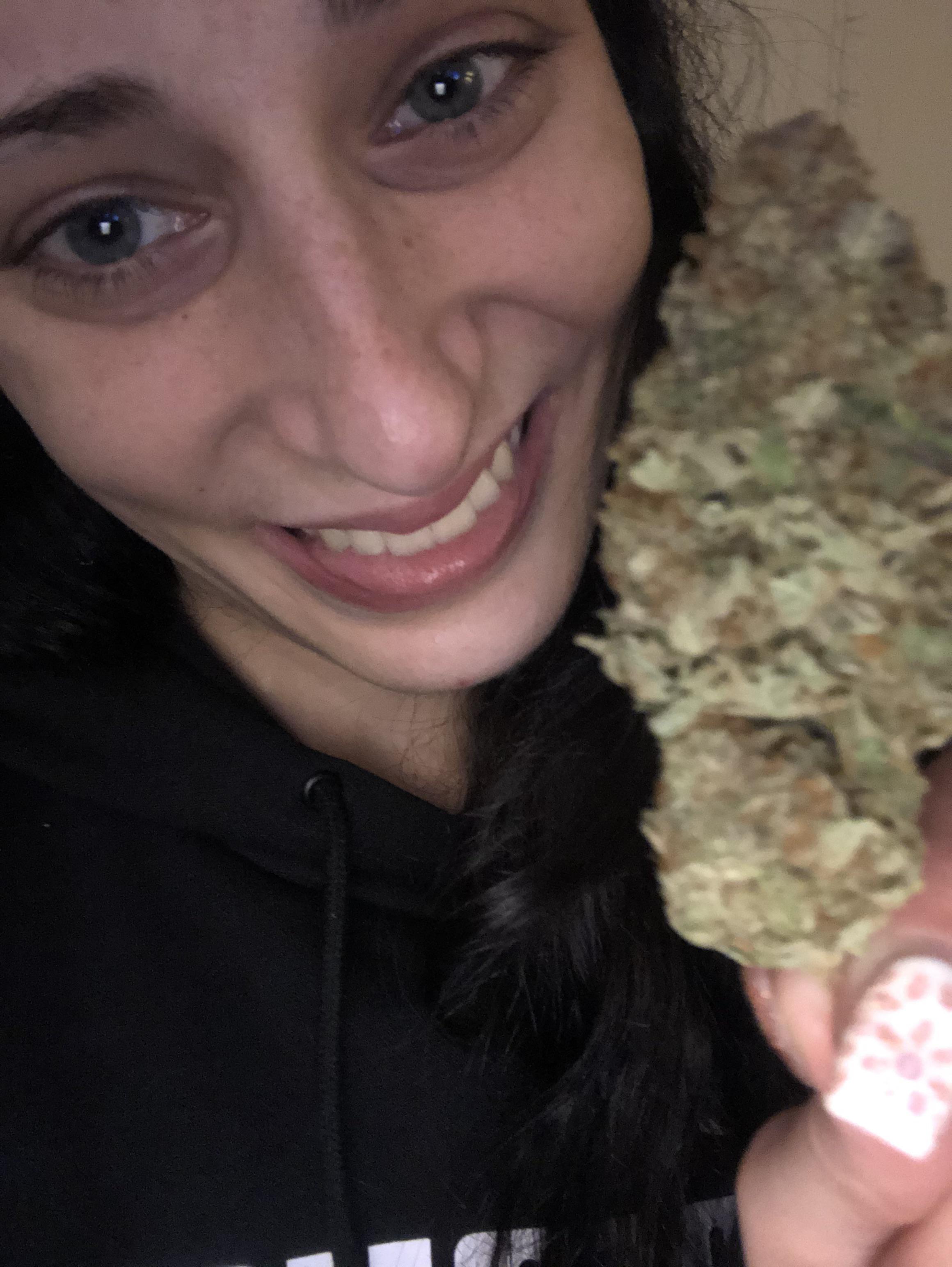 I love getting stoned! | Scrolller