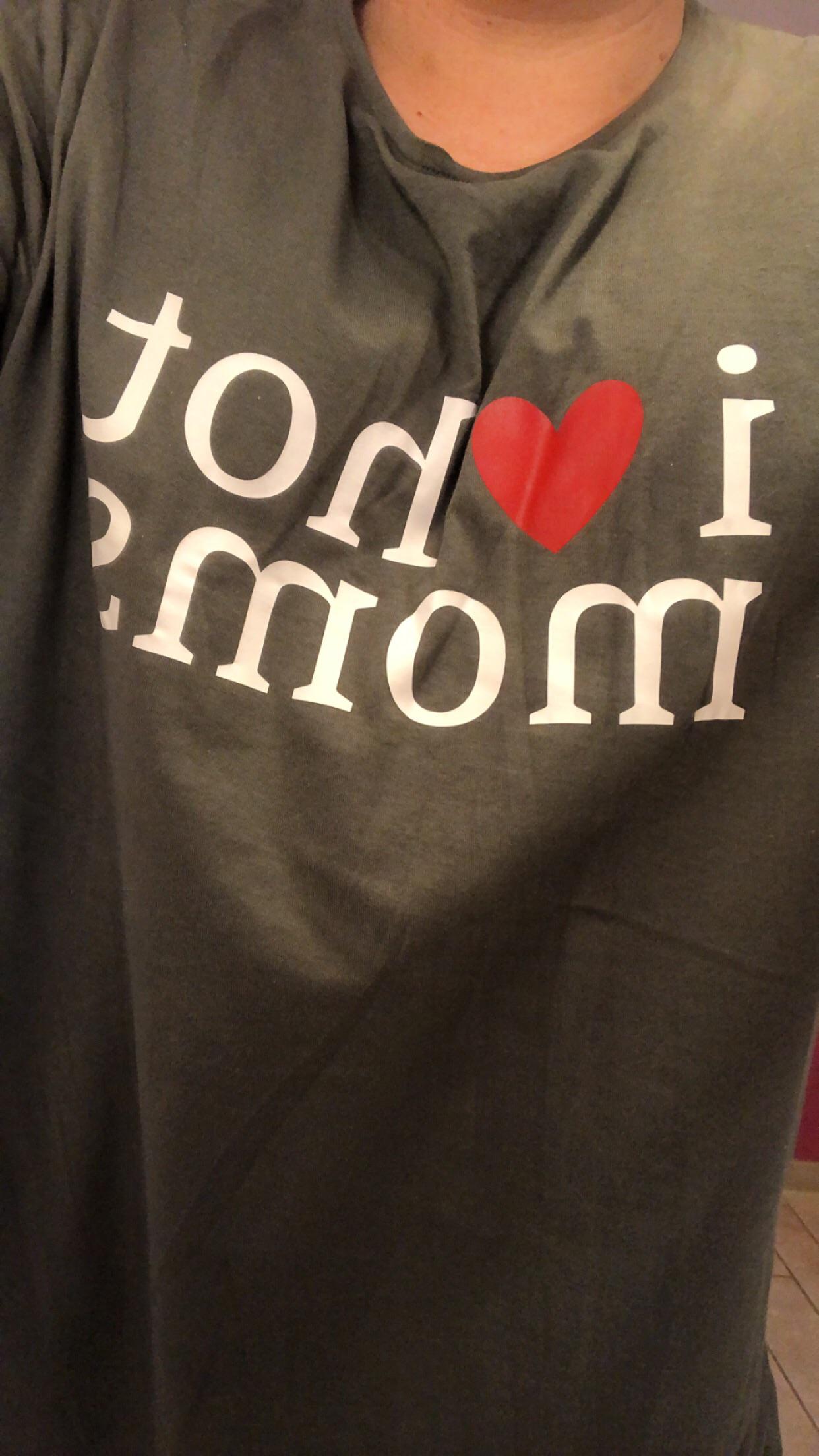 I love hot moms | Scrolller