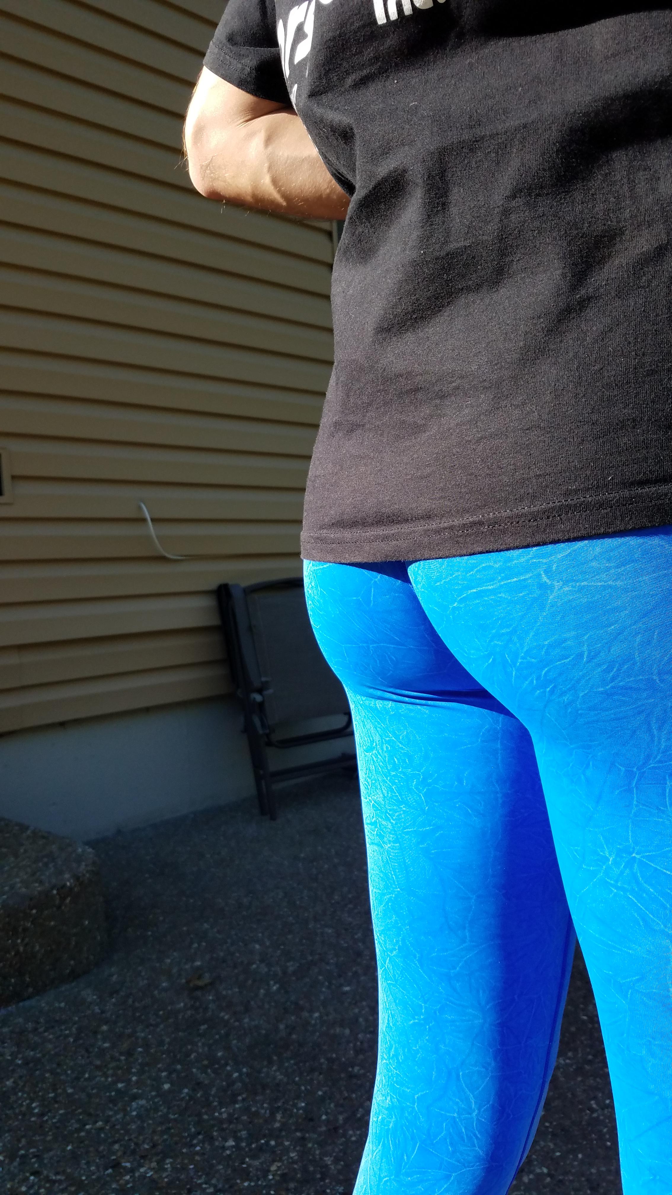 I love how these make my butt look! Hope you do too! | Scrolller