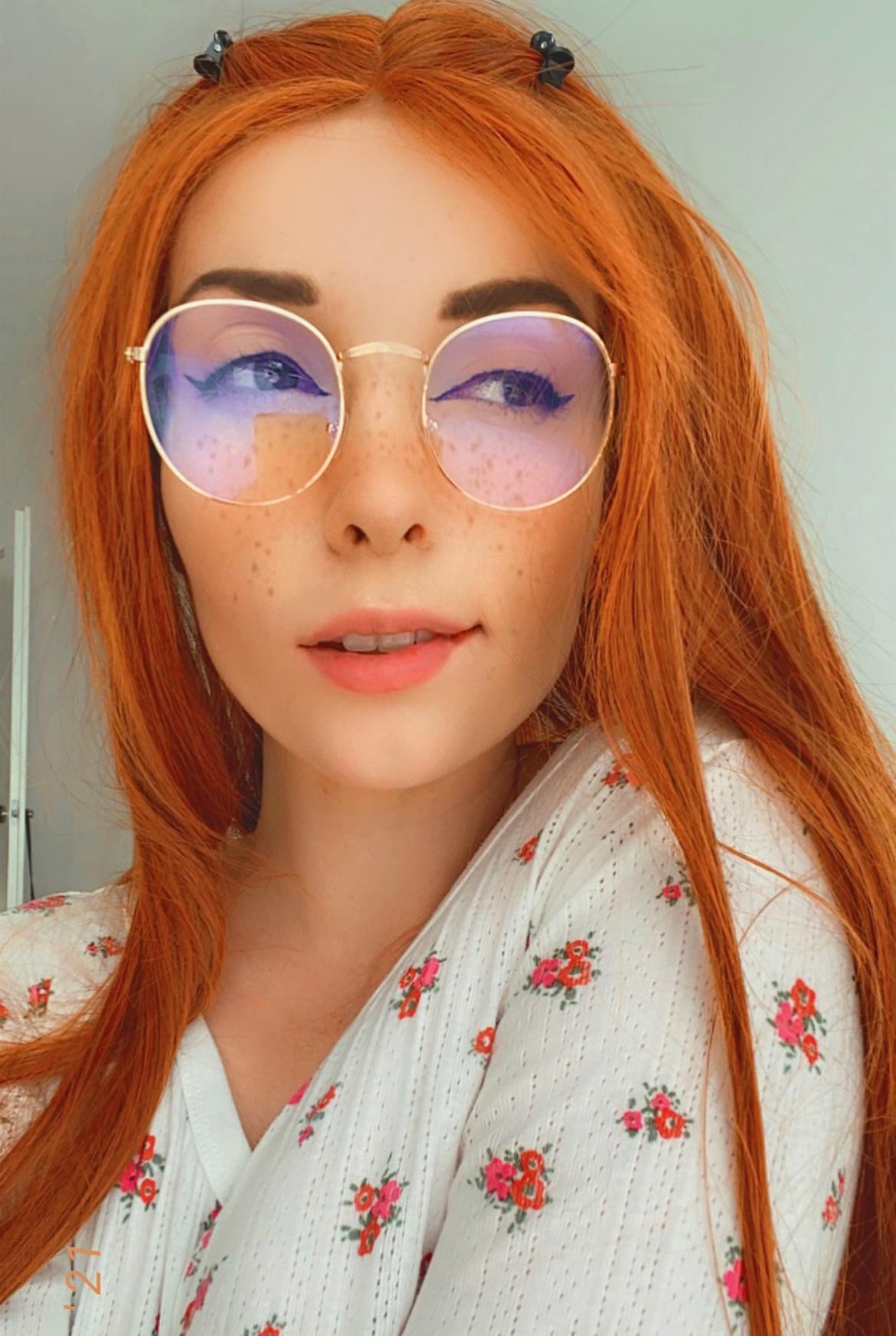 I love nerdy guys ️🐶 | Scrolller