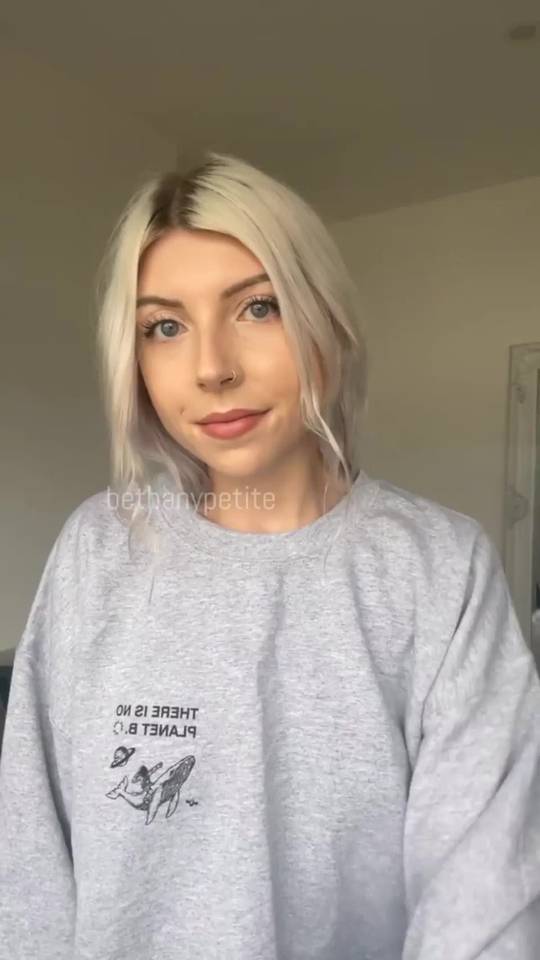 I love wearing big sweaters and nothing underneath..😛 | Scrolller