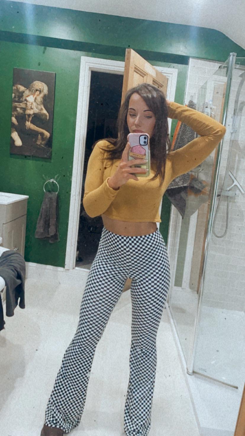 I’m bringing [f]lares back ok? 30 | Scrolller