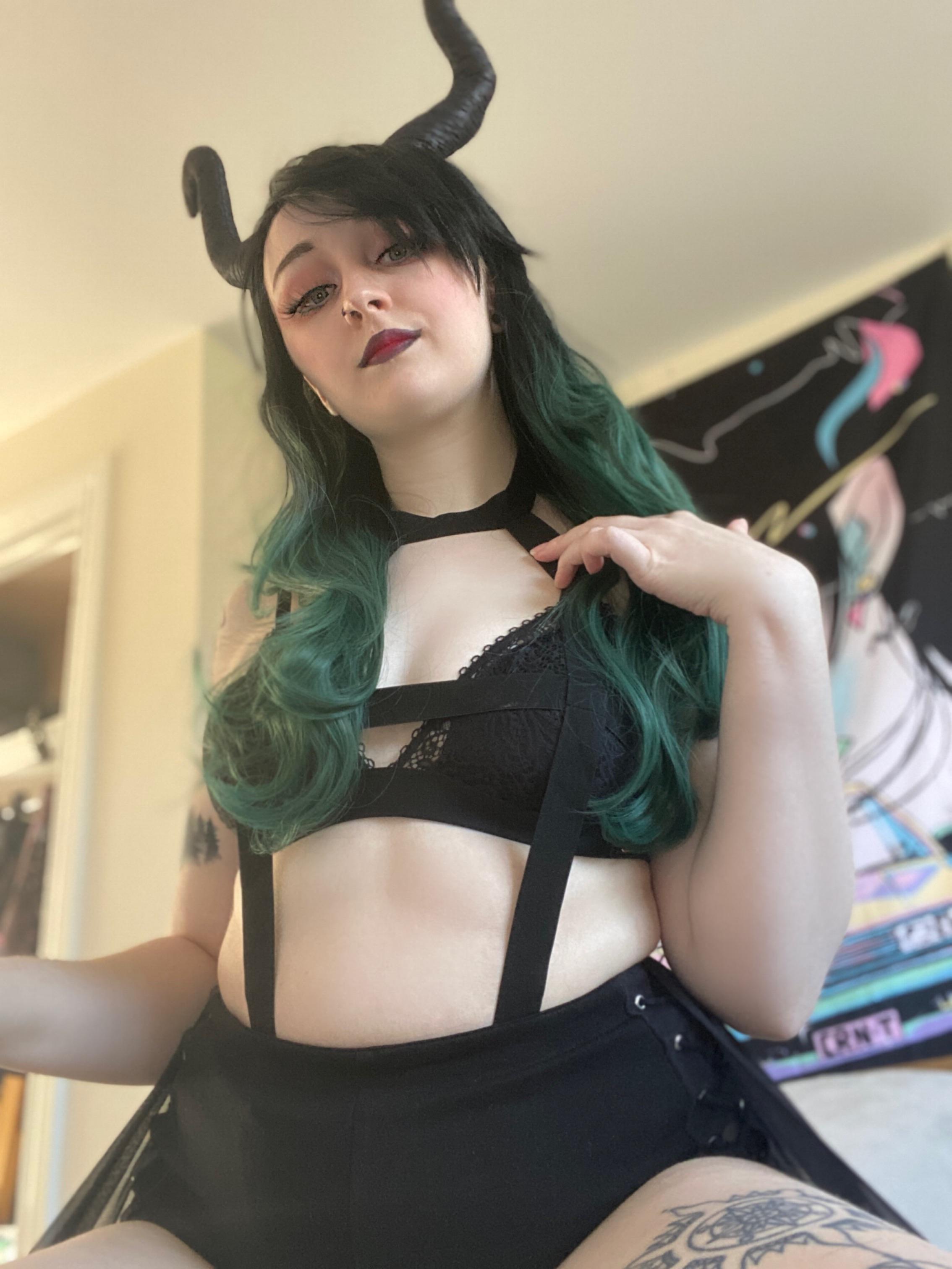 I’m in charge now, will you be a good slave? | Scrolller