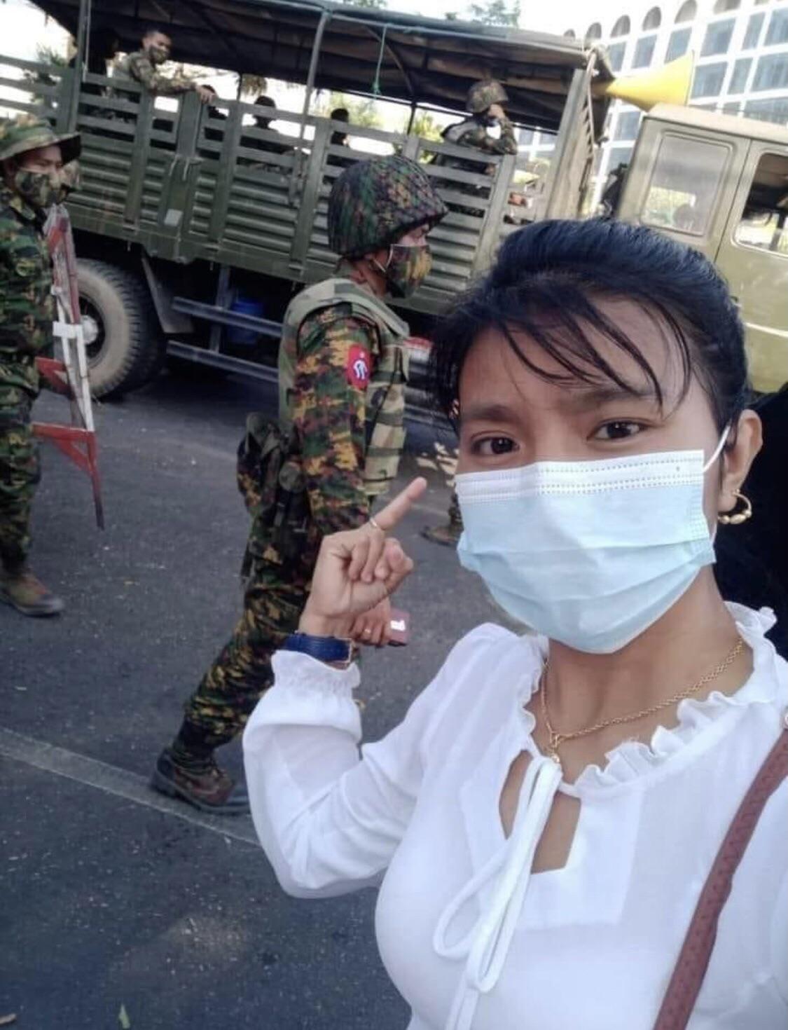 I’m sure we all can agree with her gesture. | Scrolller