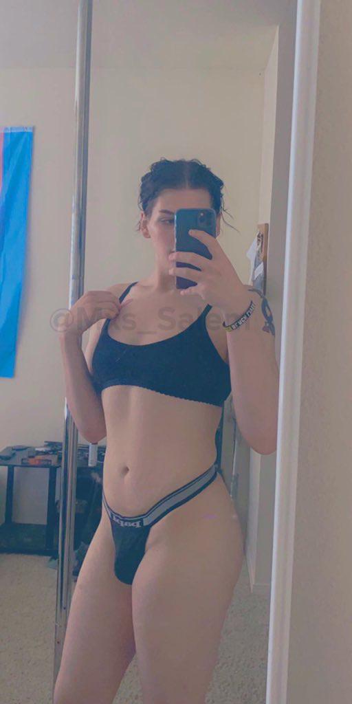 I need a cuddle buddy 🥺 | Scrolller