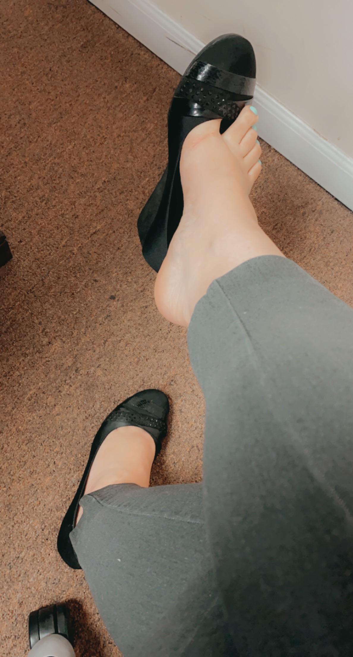 I need a foot rub after wearing these shoes | Scrolller