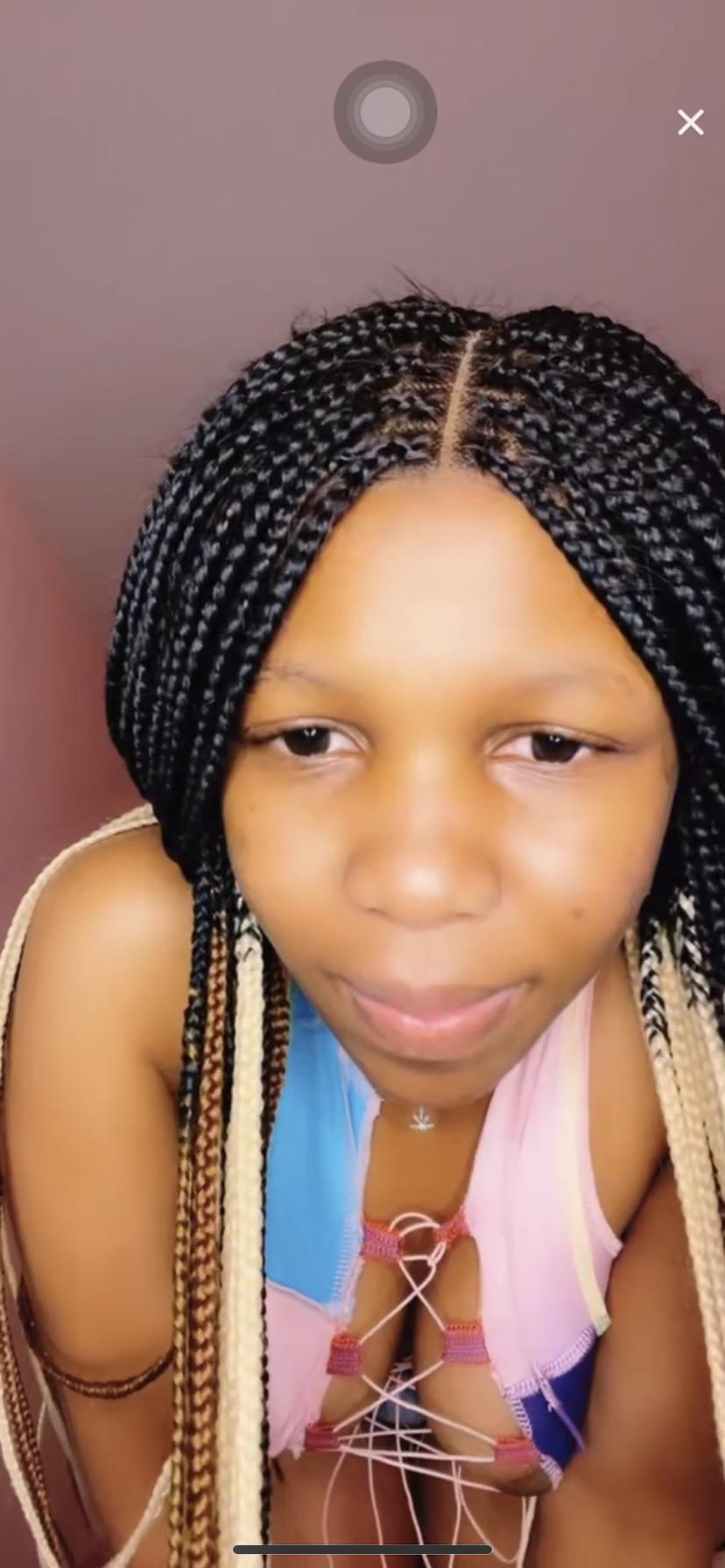 I need more of her | Scrolller