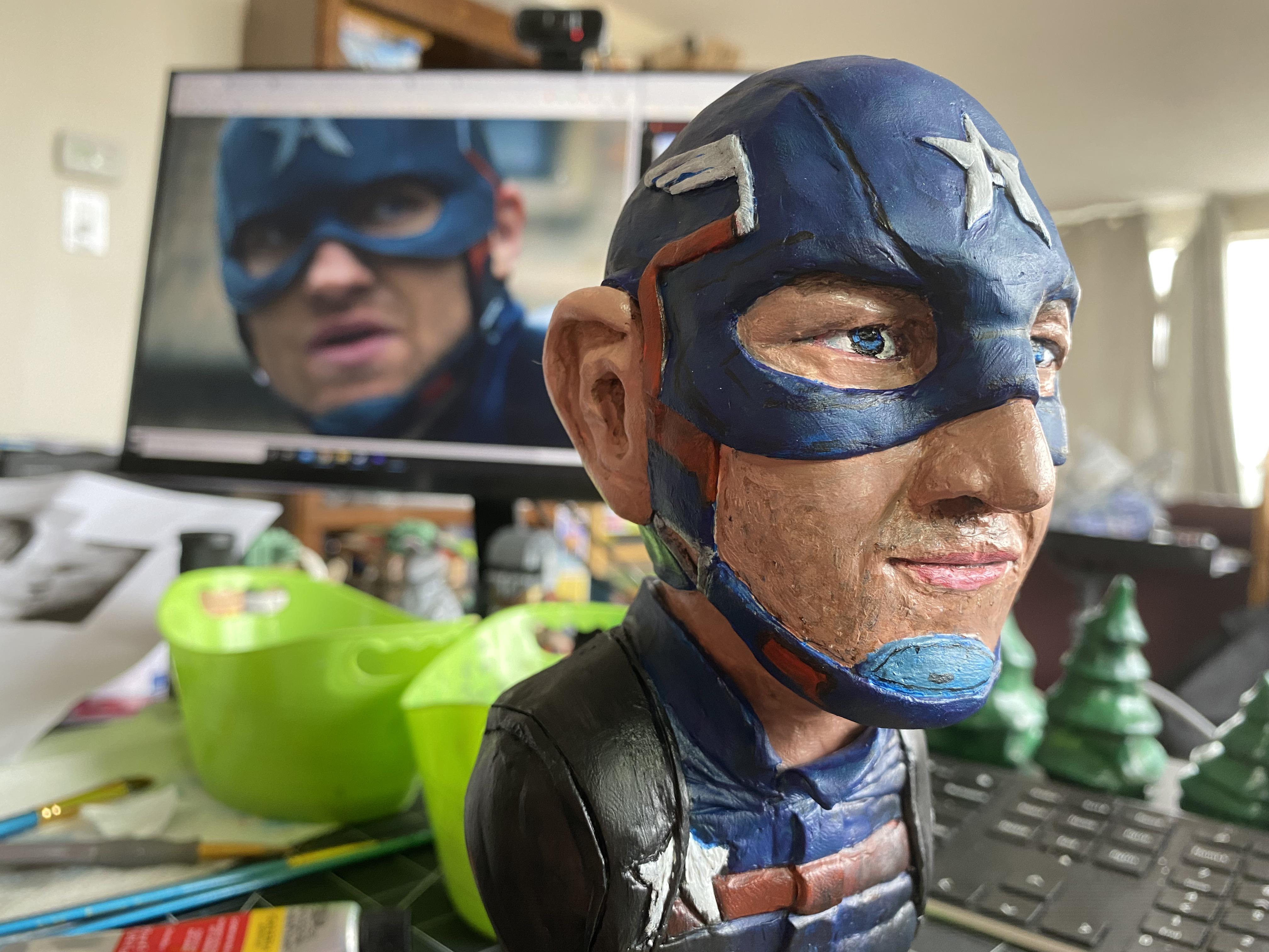 I posted the unpainted version of this John Walker bust earlier this week. Here is the painted ...