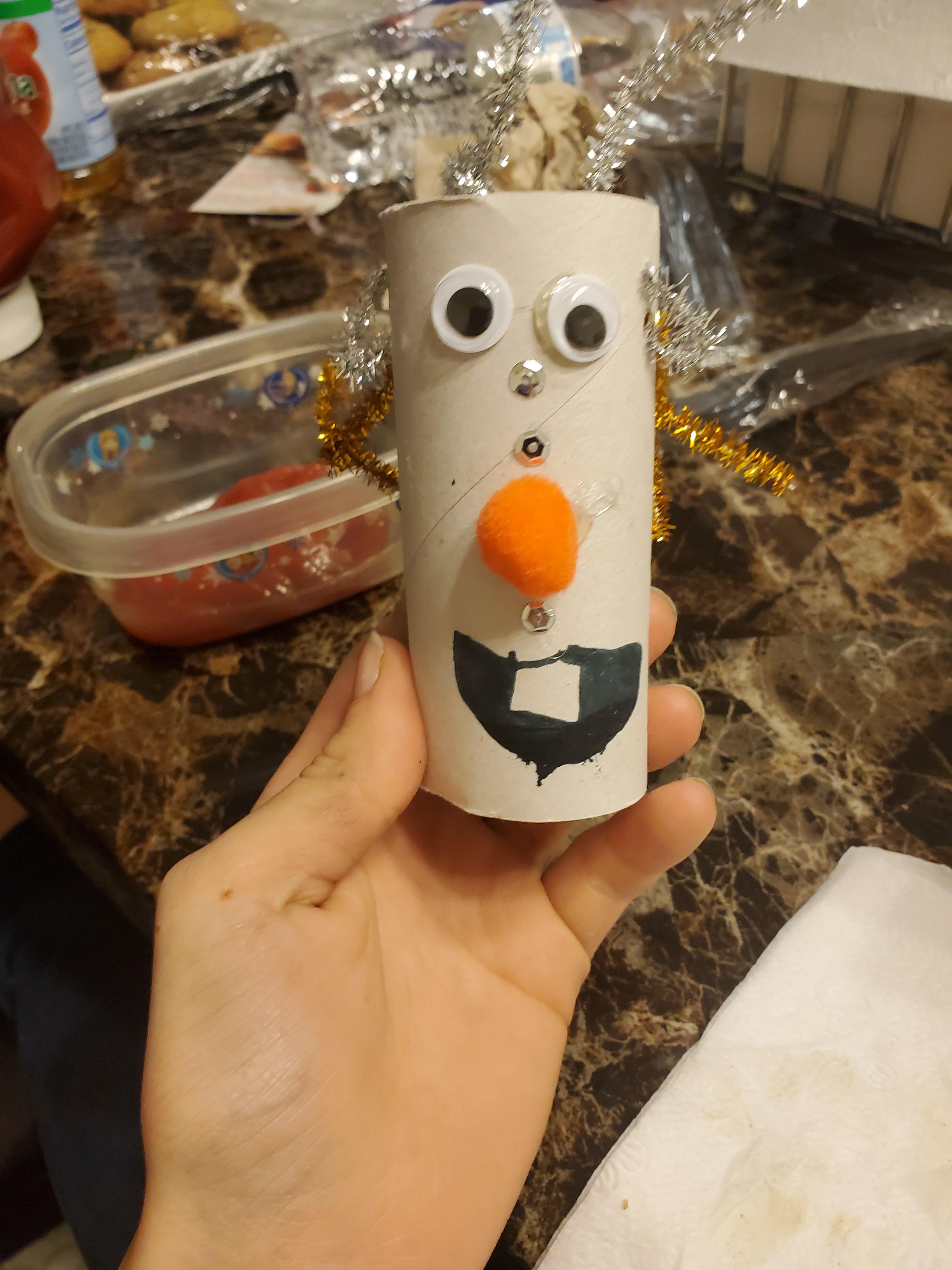 I present to you...my sisters Olaf. | Scrolller