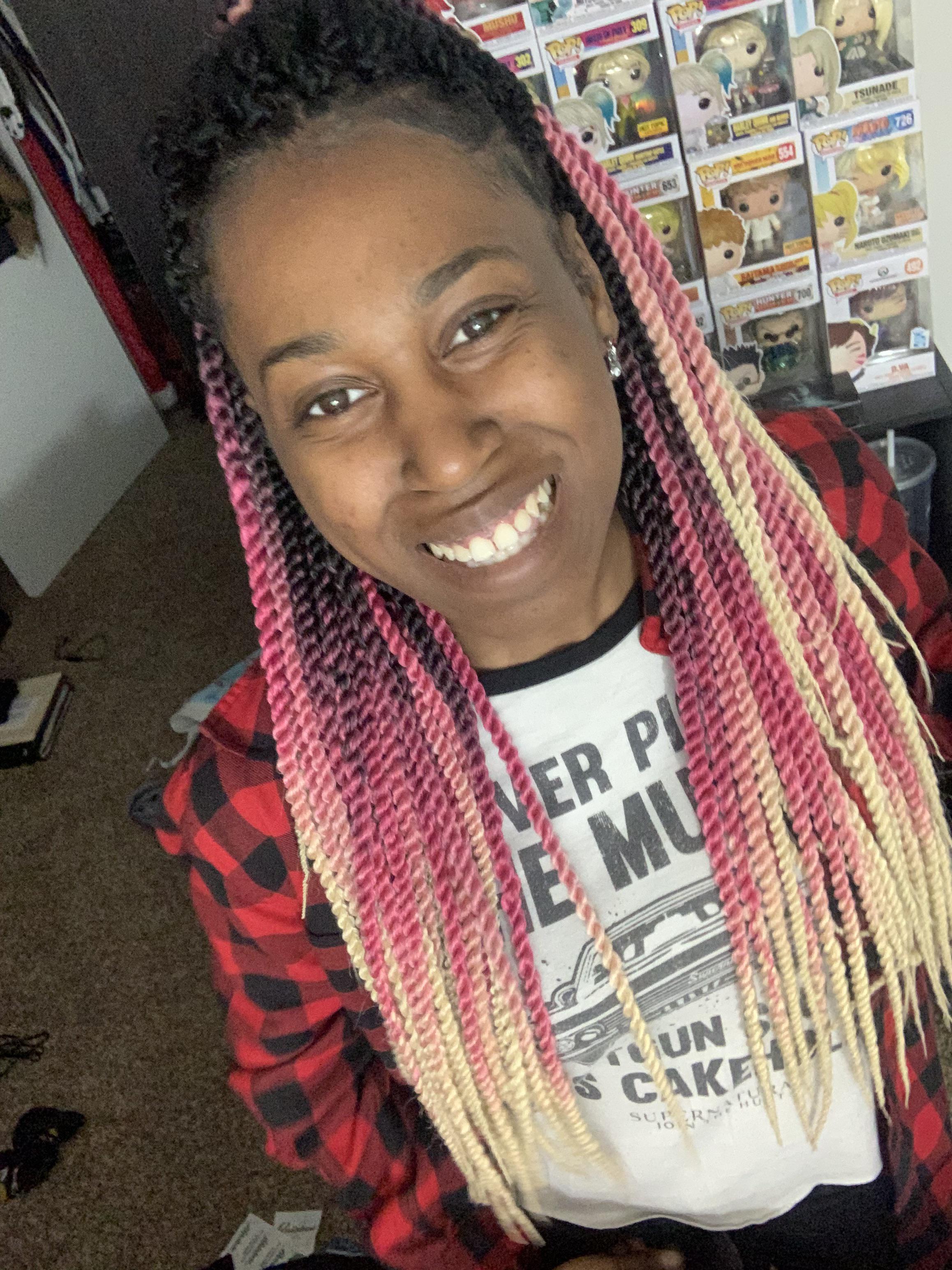 I think these colors suit me! ^_^ | Scrolller