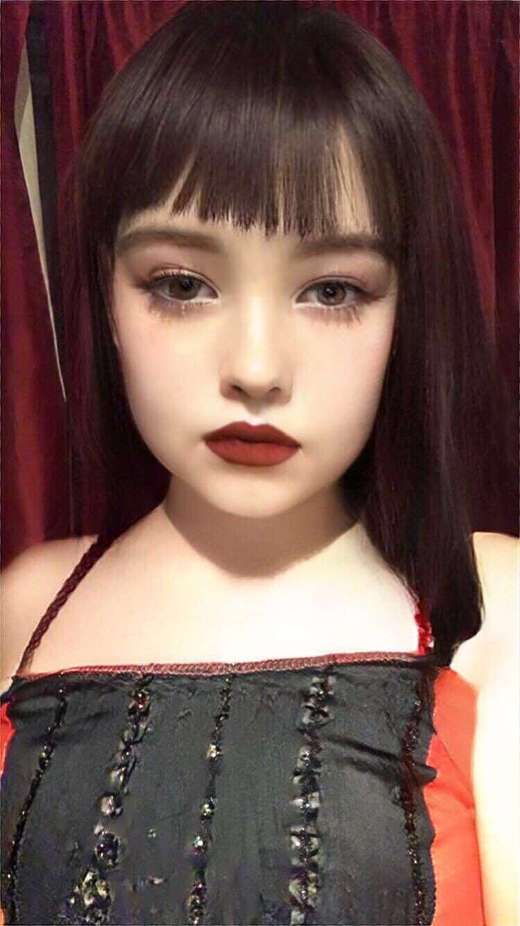 I wanna be adored :3 | Scrolller