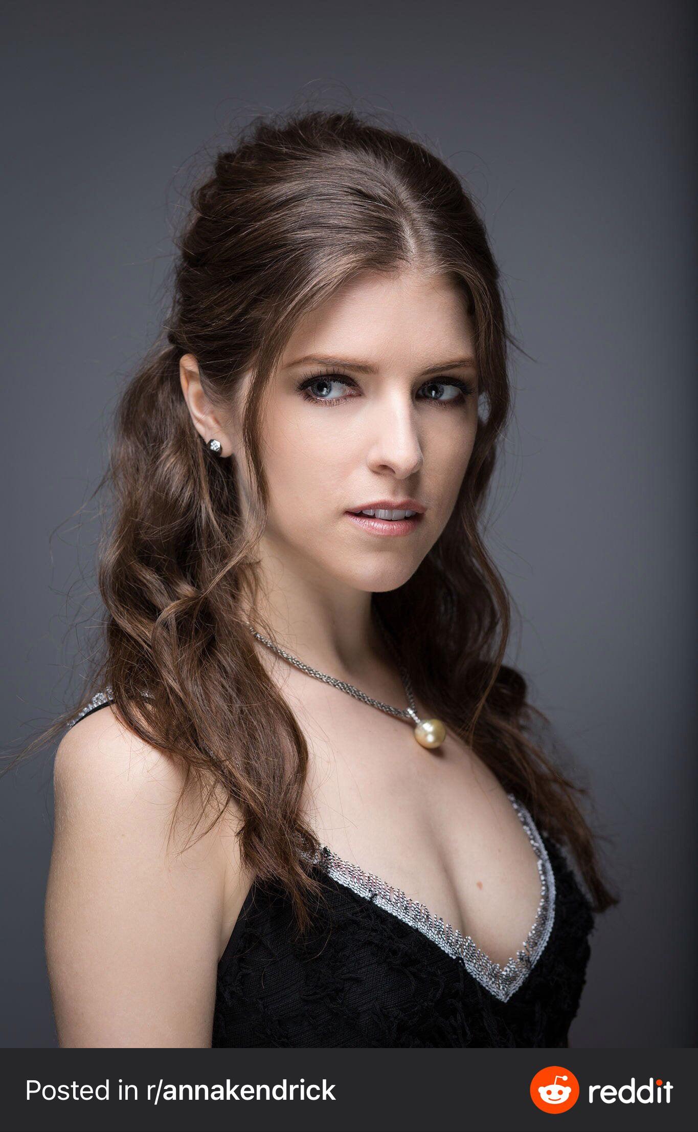 I want the goddess Anna Kendrick to tease and edge me all day | Scrolller
