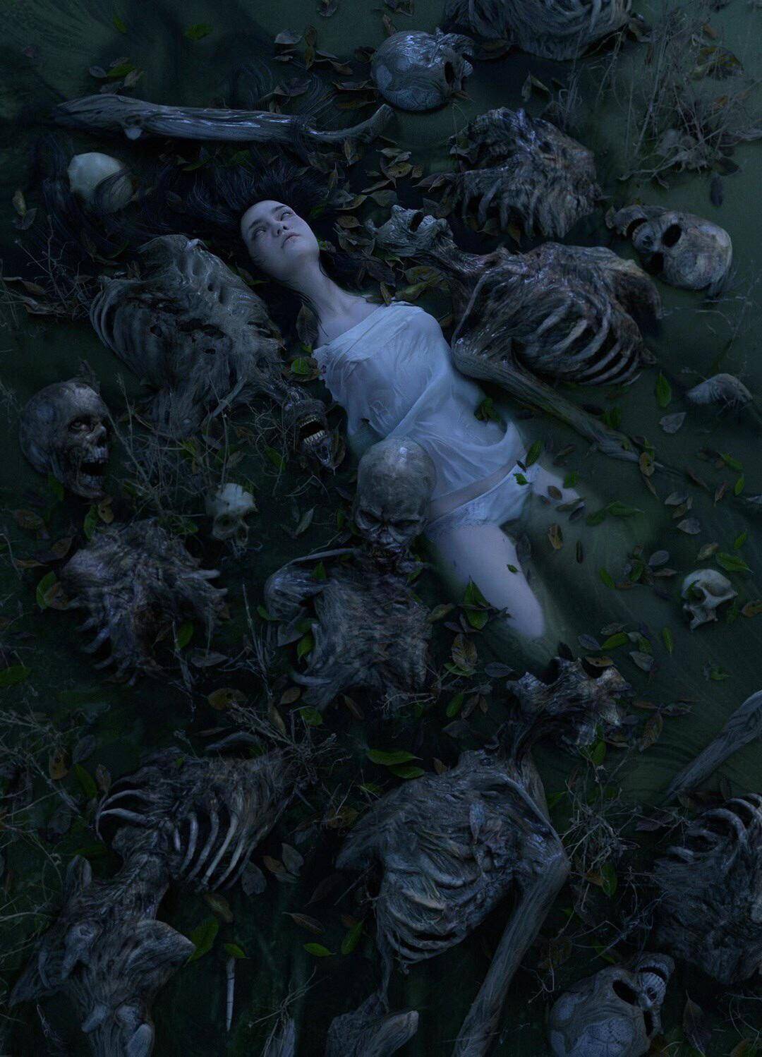 I want to lay in human decomposition fluids and masturbate | Scrolller