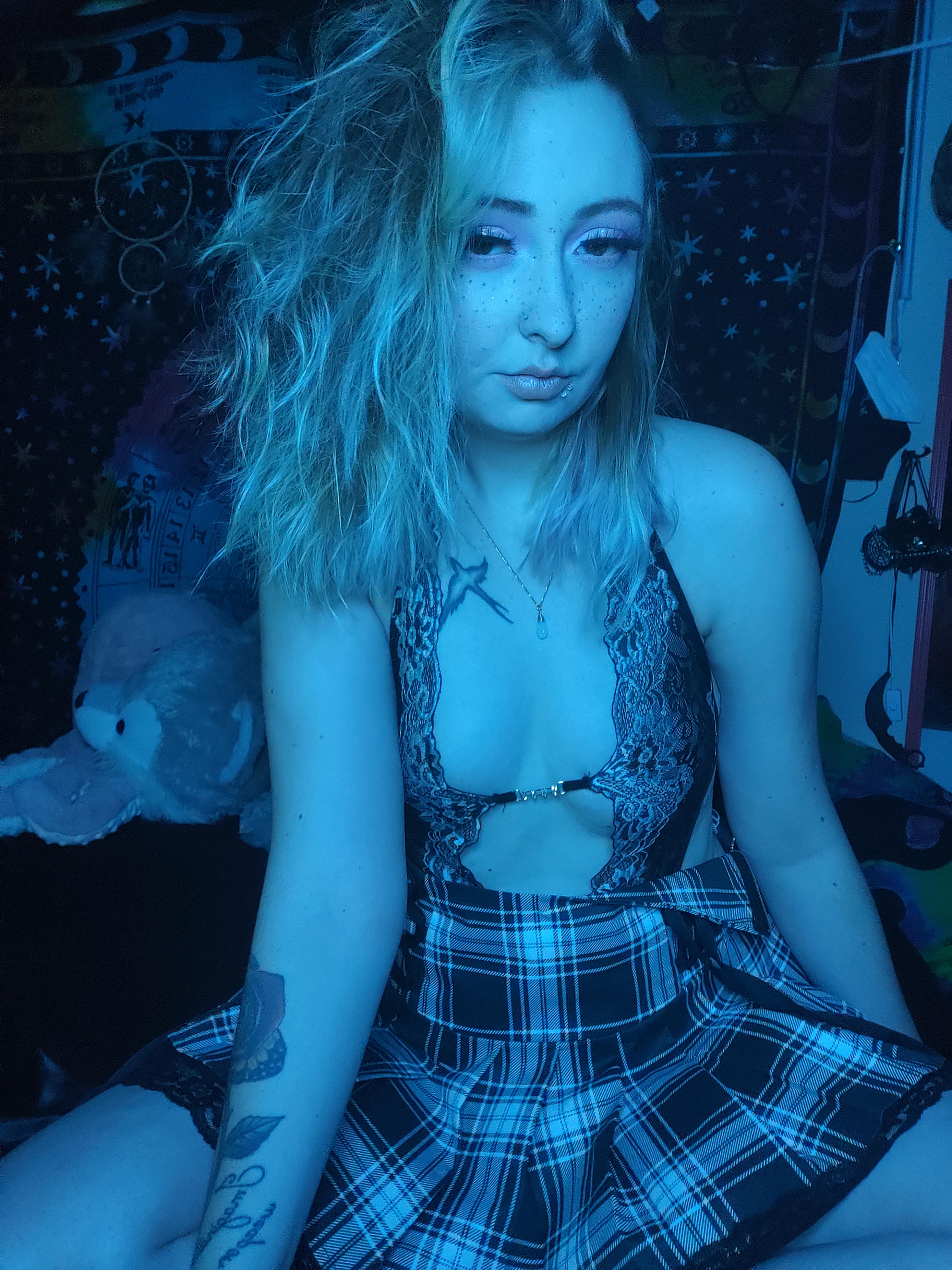 School girl for the day 🖤 | Scrolller