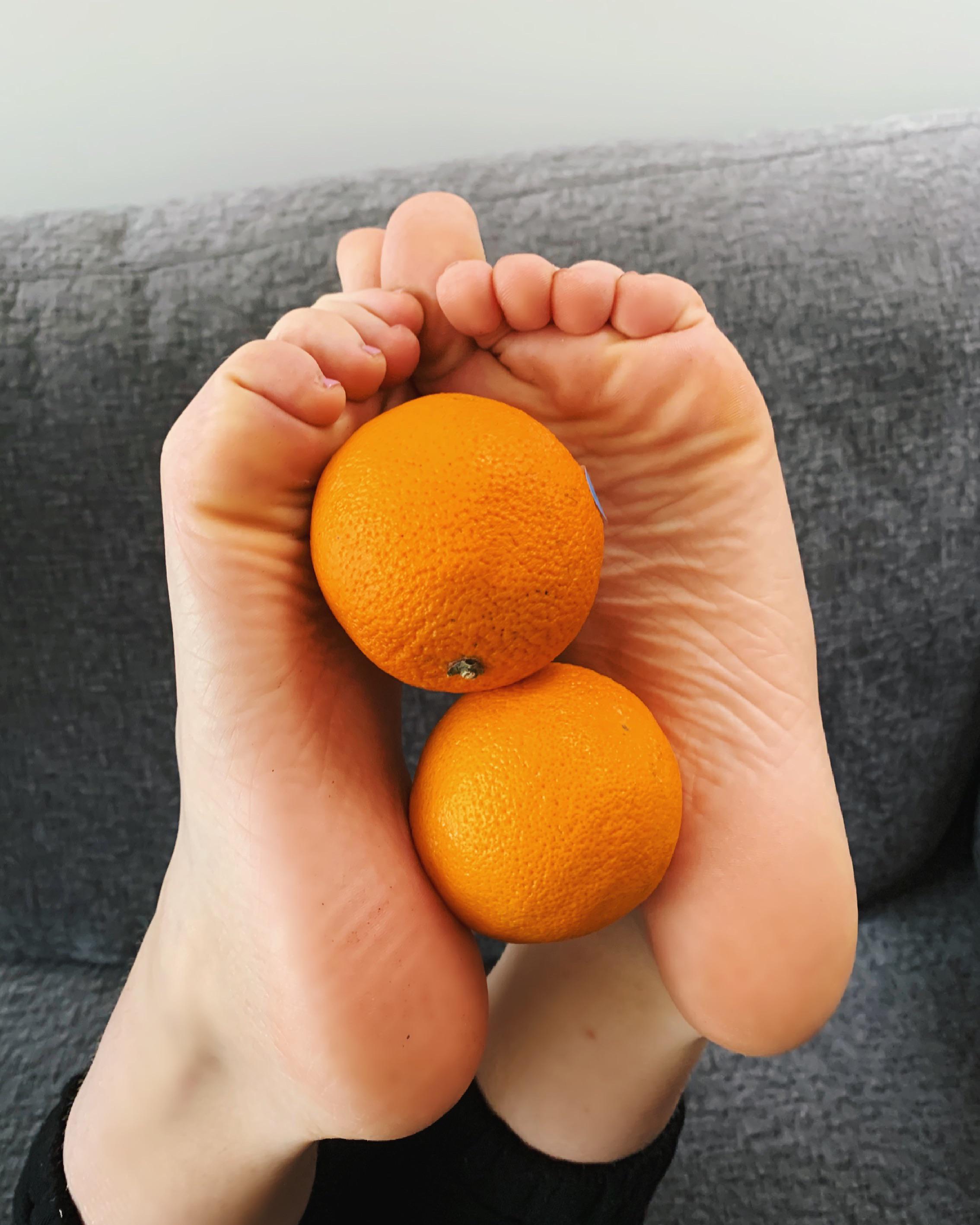 I Wish It Was Something Else Between My Feet π¦π Scrolller