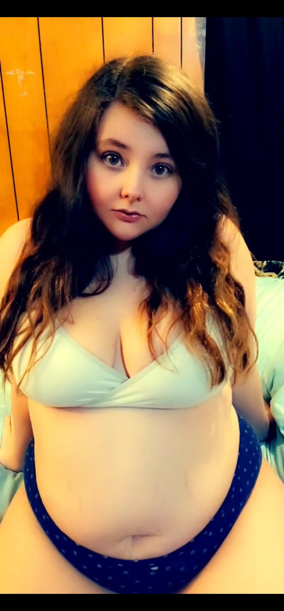 I Wish Your Face Was Between My Thighs 😈😈 Scrolller
