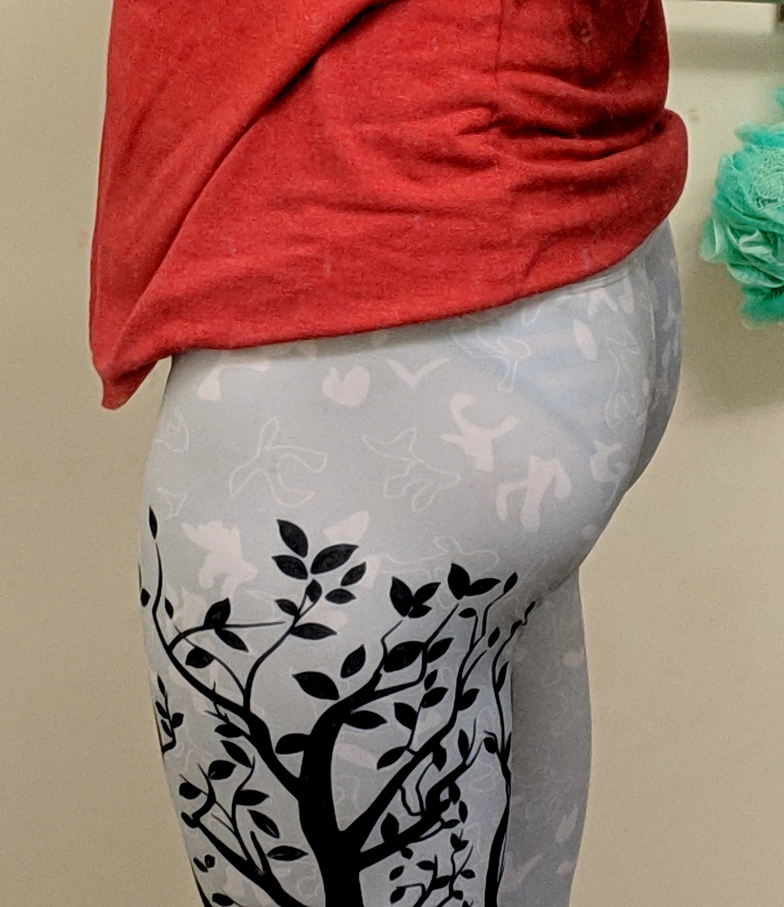 I wonder if anyone will notice these subtle stripes | Scrolller