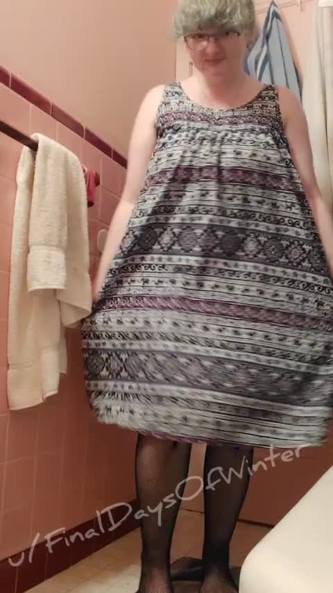 I Wonder Whats Hiding Under My Dress 😉 Scrolller