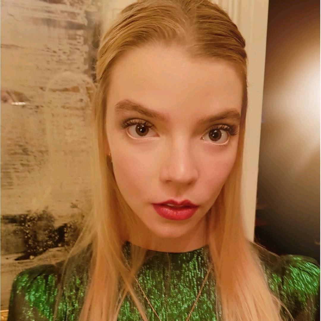 Icelandic | Scrolller