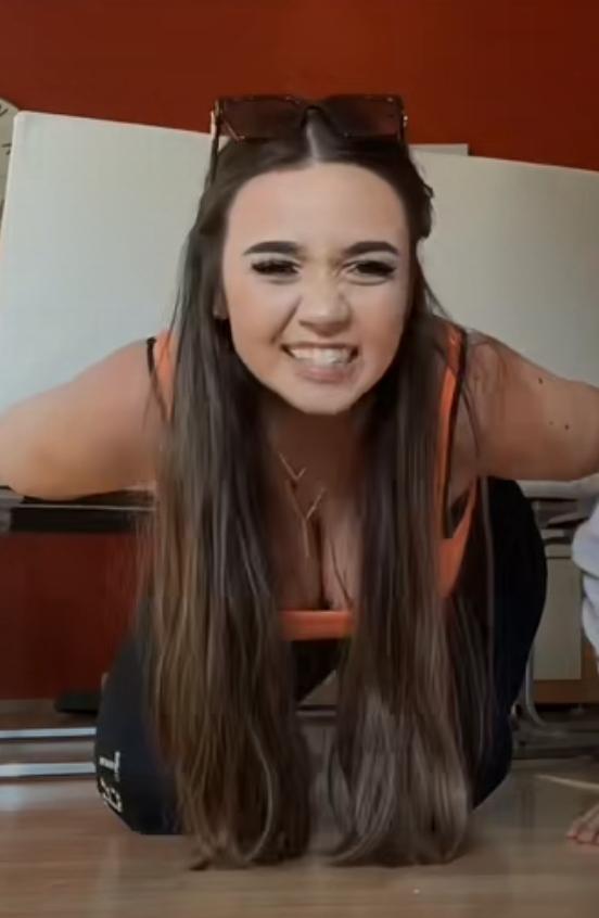 Ich würd ich titten so rot ficken | Scrolller