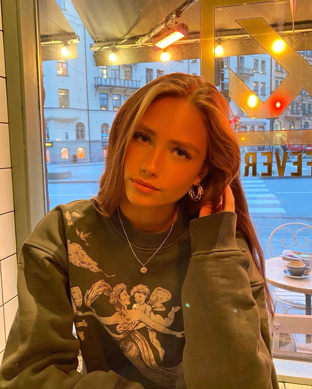 Ida Zeile | Scrolller