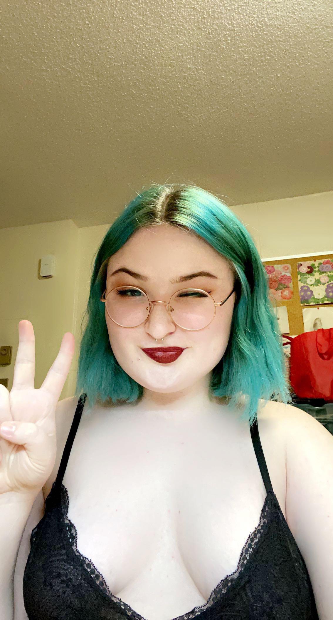 Goth gf cleavage ftw | Scrolller