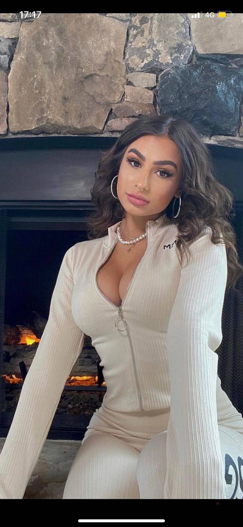 If u want her nudes, hmu | Scrolller