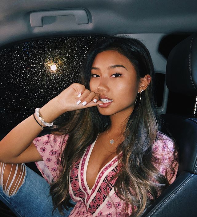 IG: rachie.love | Scrolller