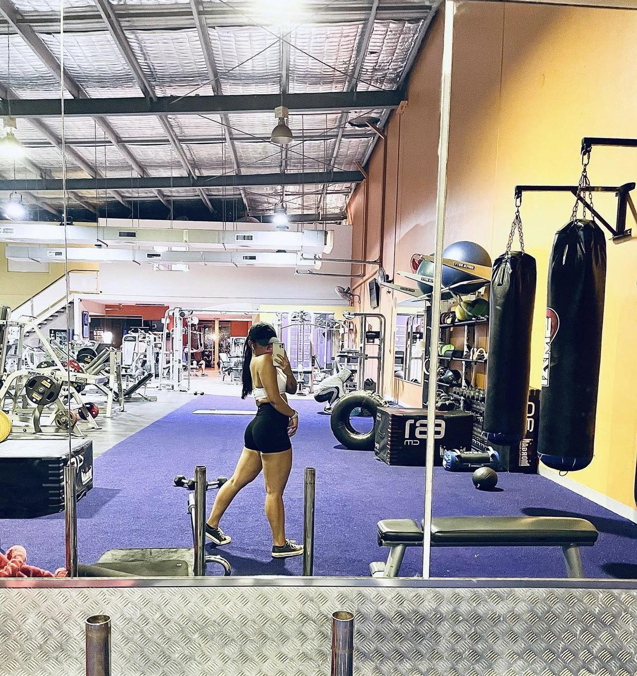 IG: ysabellepauline | Scrolller