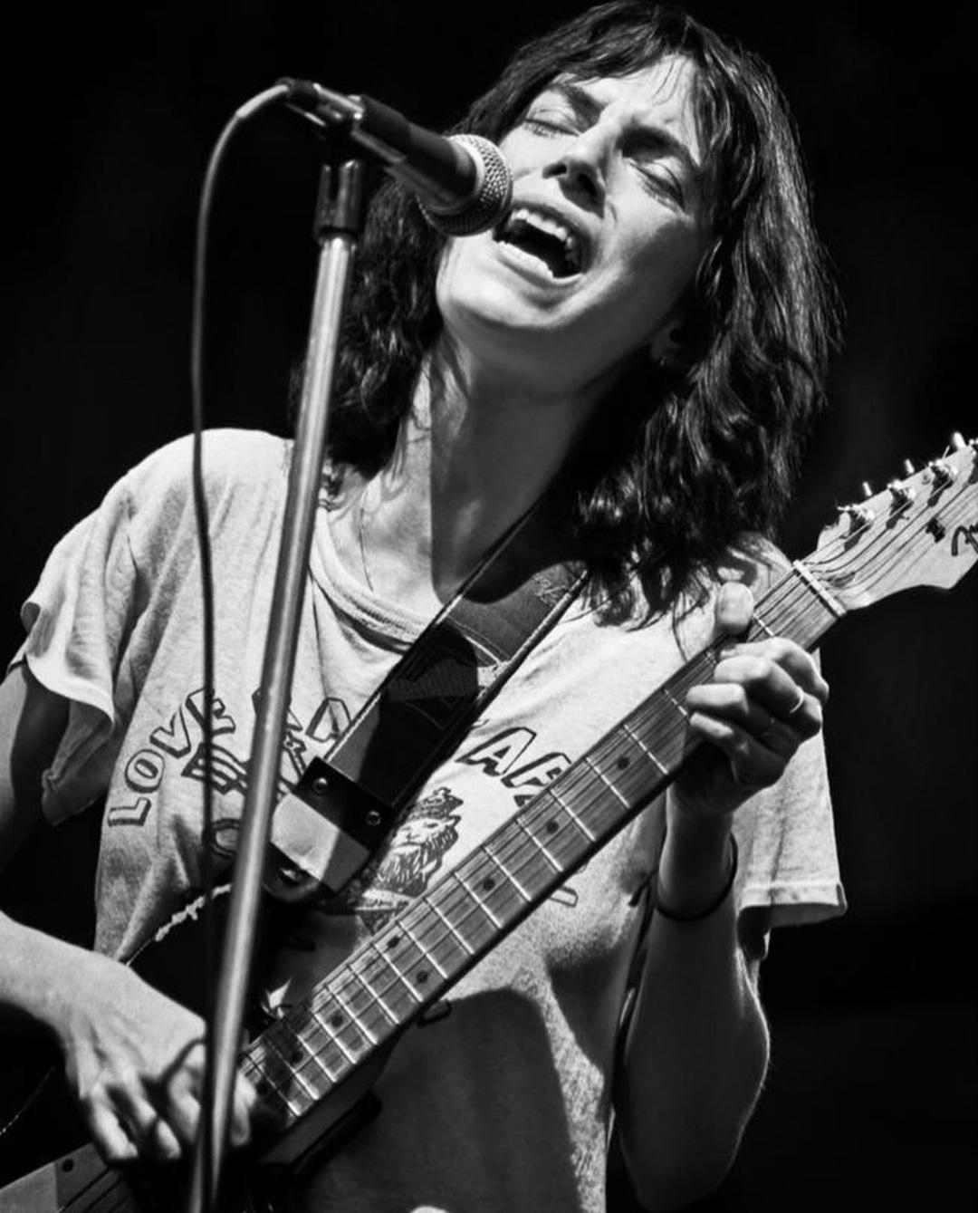 I'll never get tired of jerking off to Patti Smith. | Scrolller