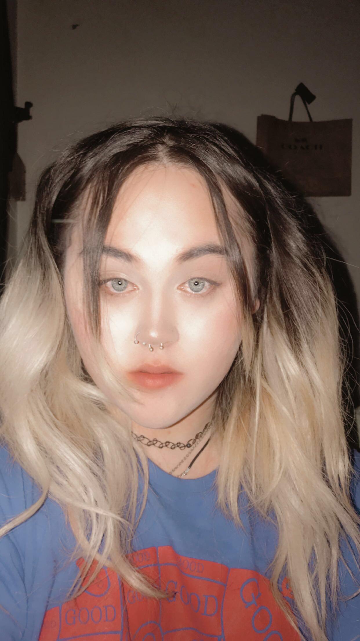 im back xoxo | Scrolller