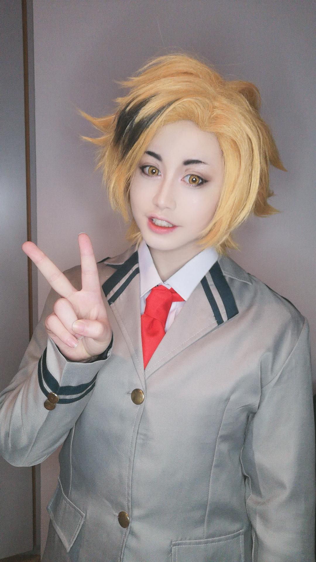 Im Very Proud Of My Denki Kaminari Cosplay Scrolller