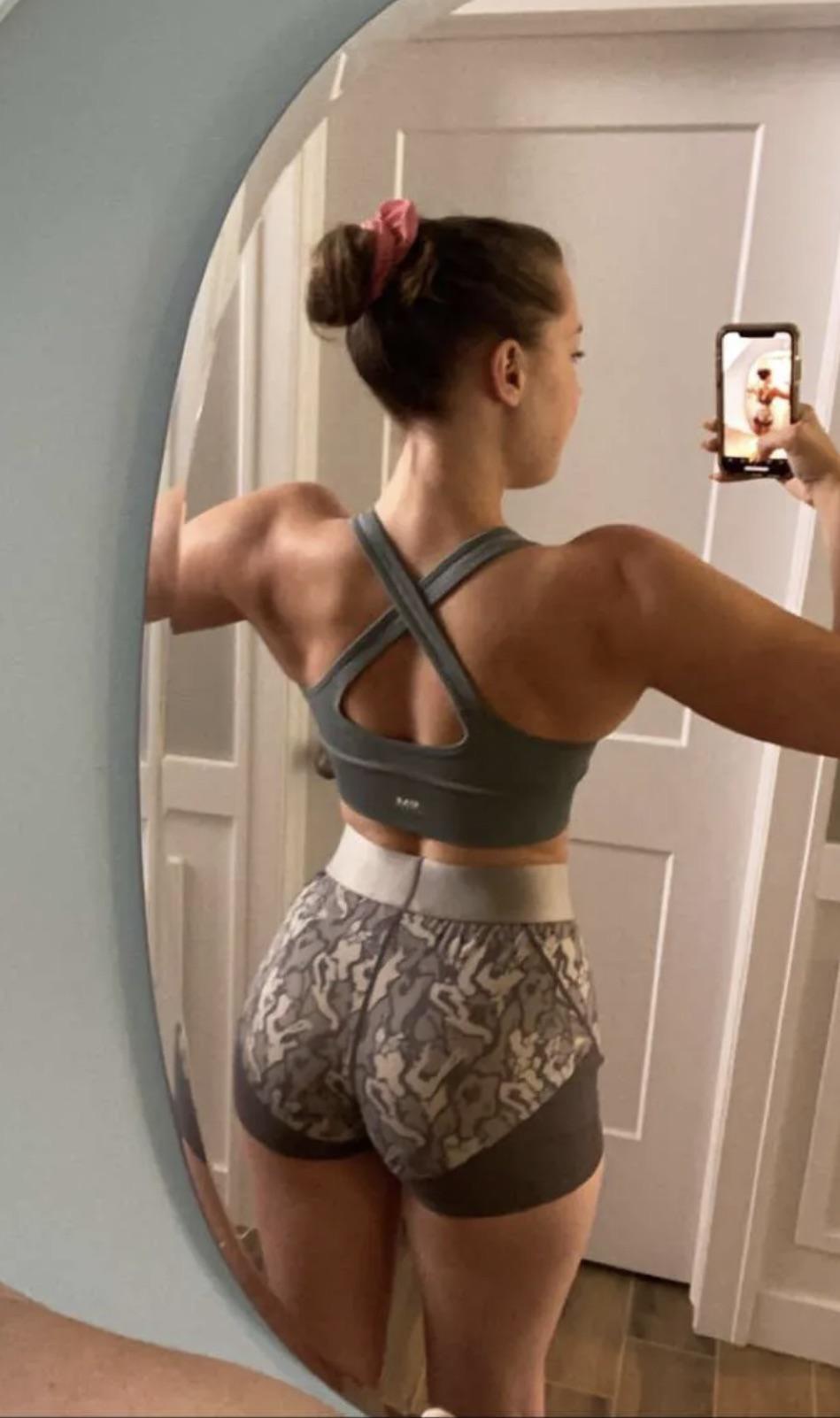 Imagine hitting that balls deep 🥵🥵 | Scrolller