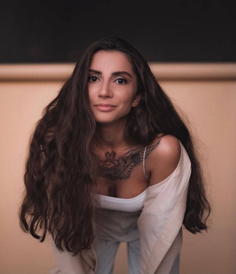 Imagine what this innocent Russian girl does in bed | Scrolller