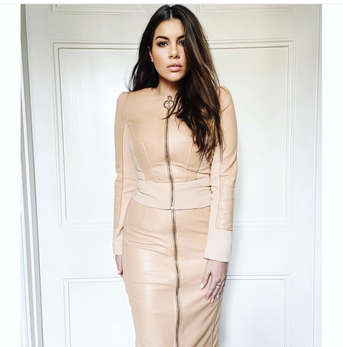 Imogen Thomas | Scrolller