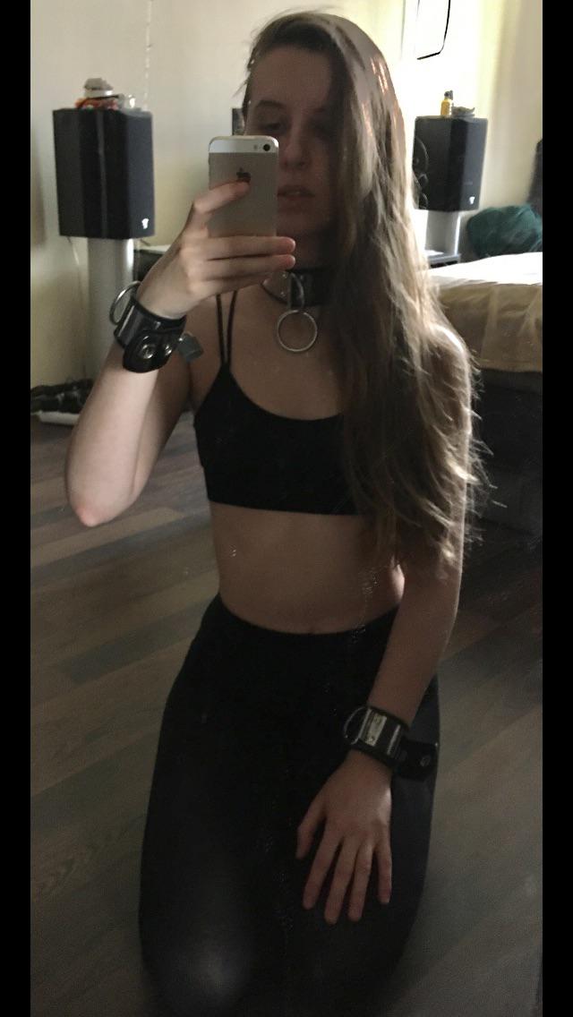 In a certain type of mood [F] 24 | Scrolller